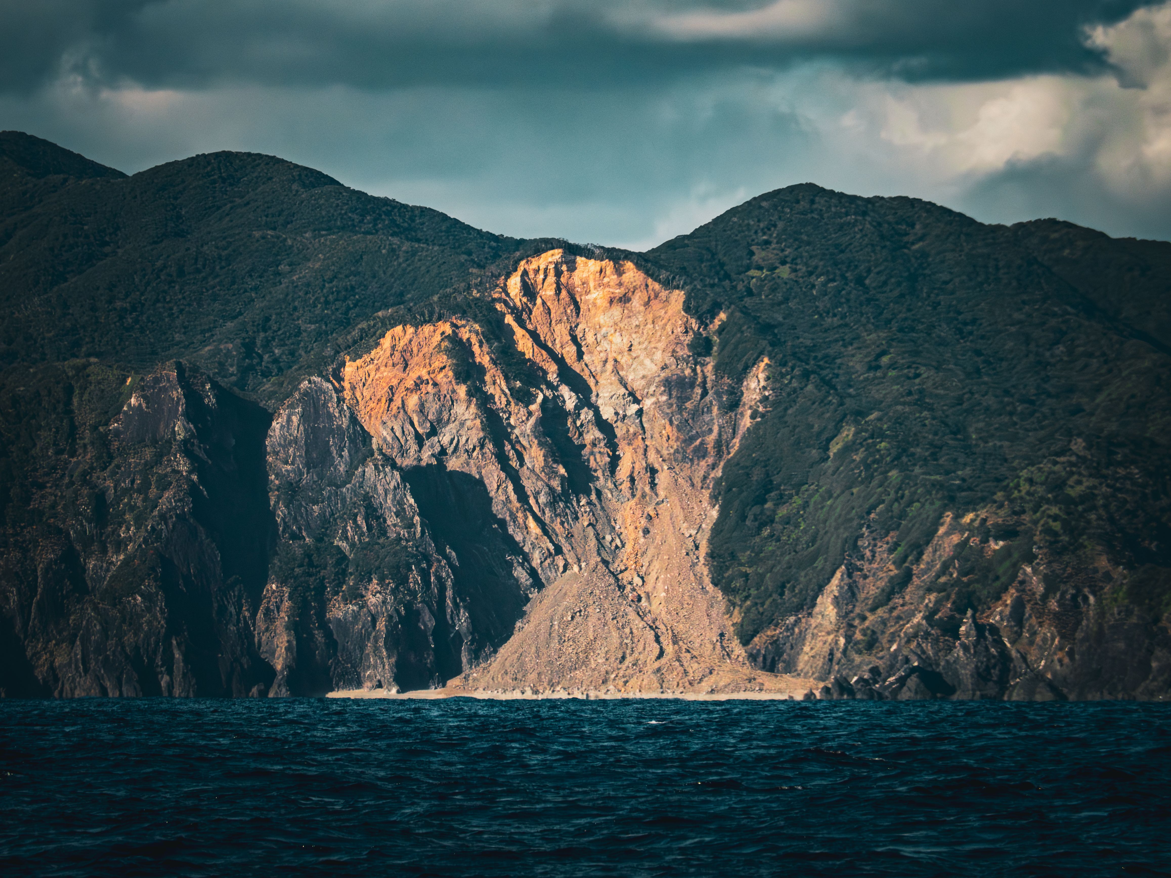 Dramatic Coastal Cliffs in Kagoshima, Japan · Free Stock Photo