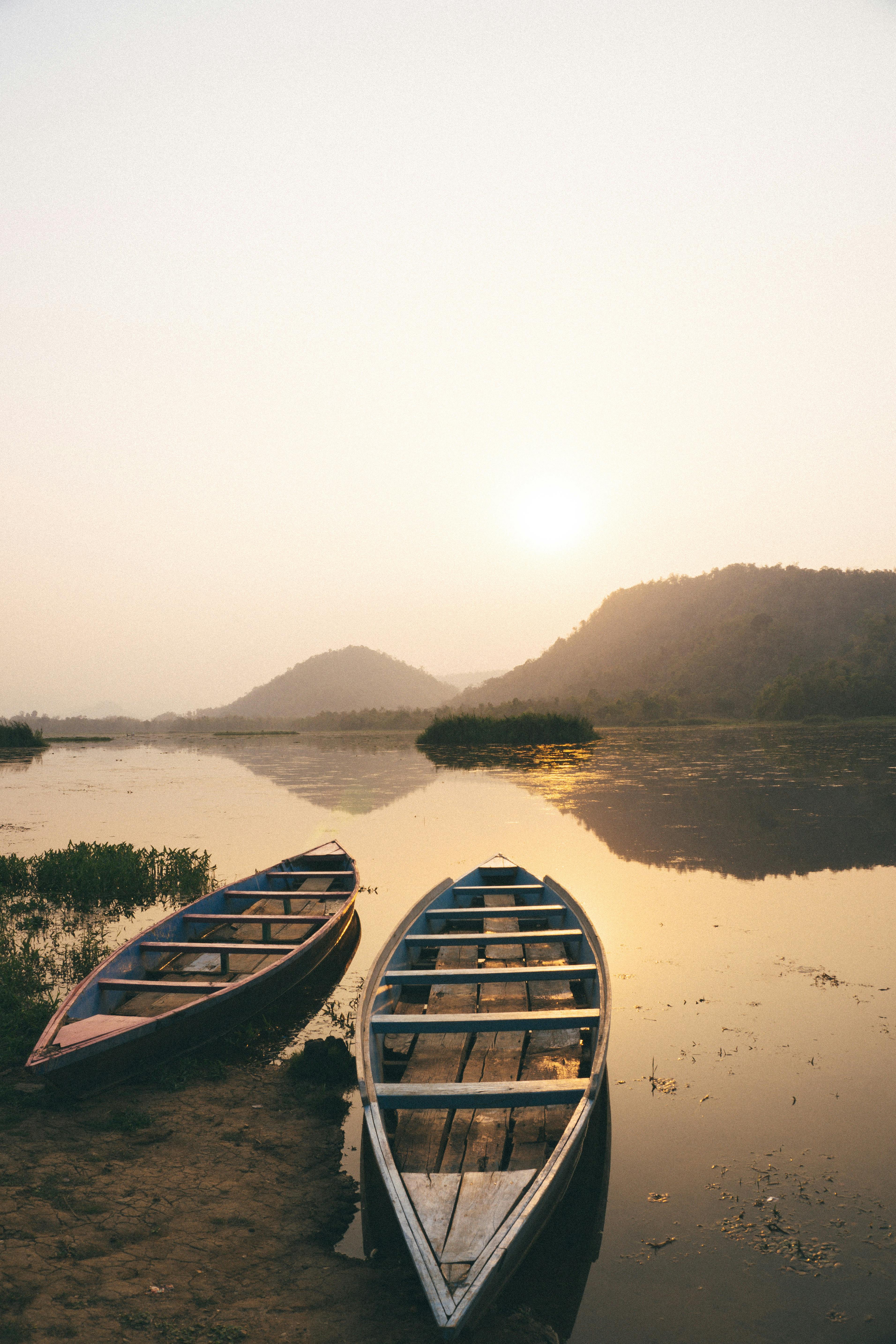 Serene Sunset Over Majestic Assam Lake · Free Stock Photo