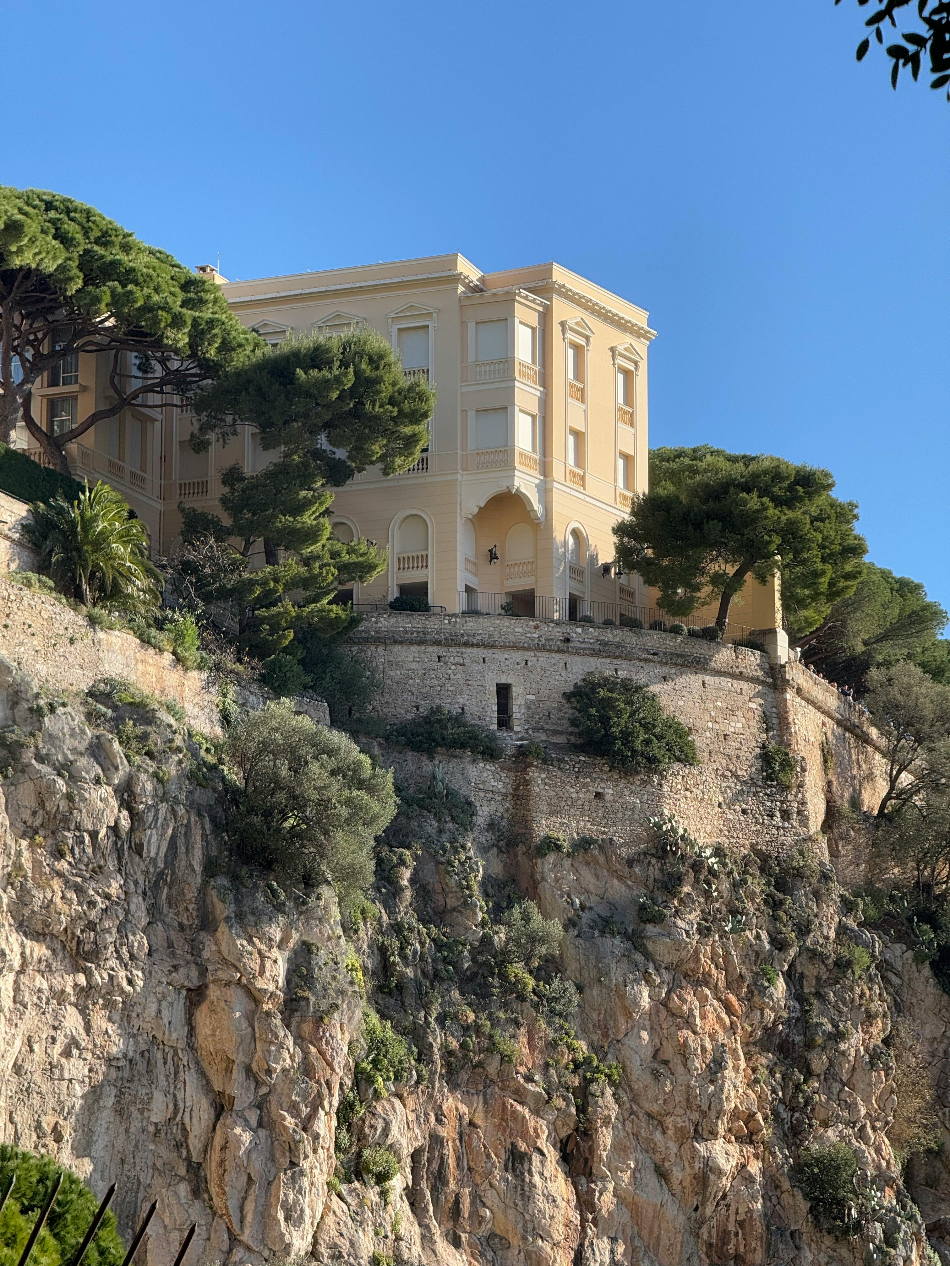Elegant Building on Mediterranean Cliff in Monaco · Free Stock Photo