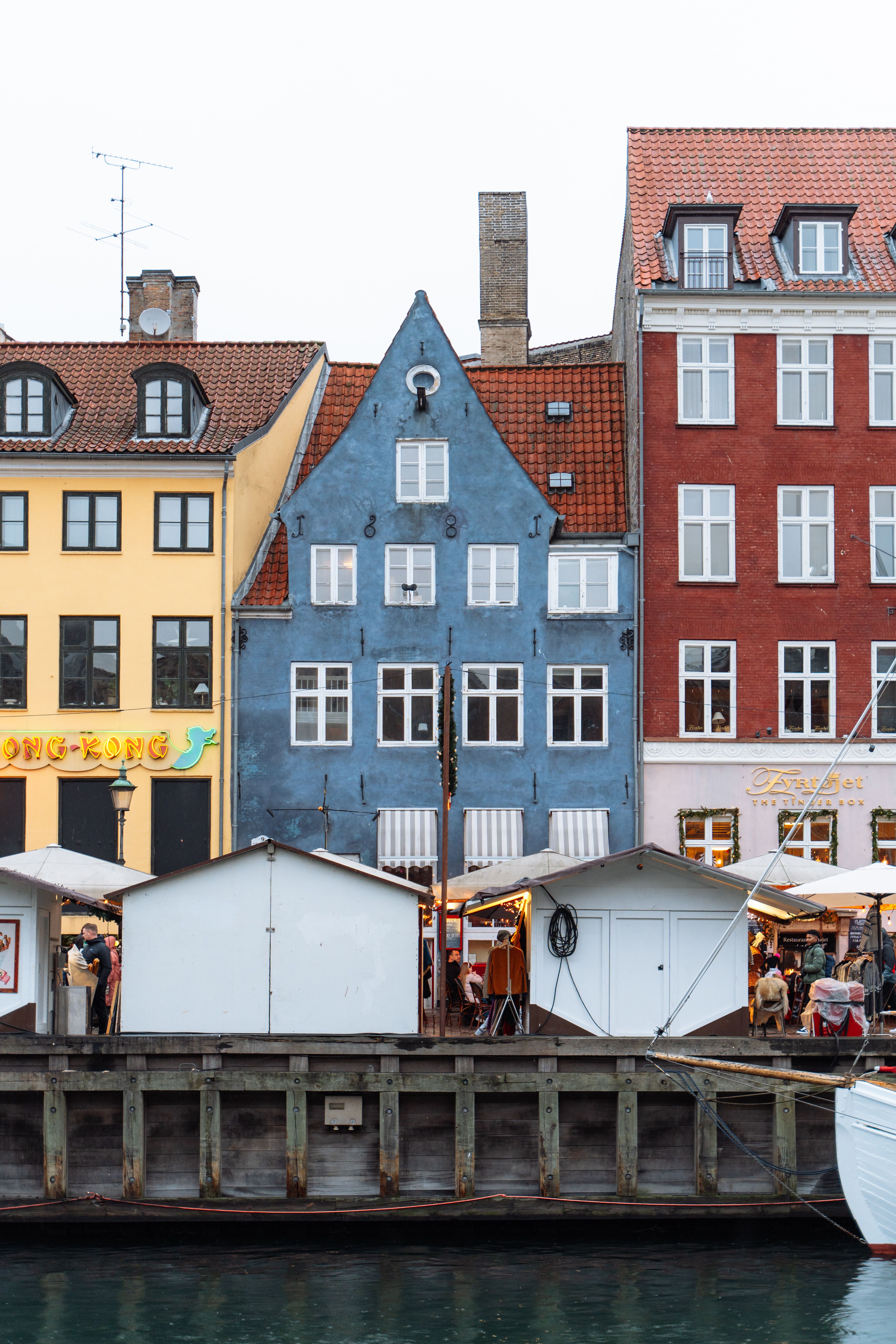 Nyhavn Copenhagen: Vibrant Waterfront Scene · Free Stock Photo