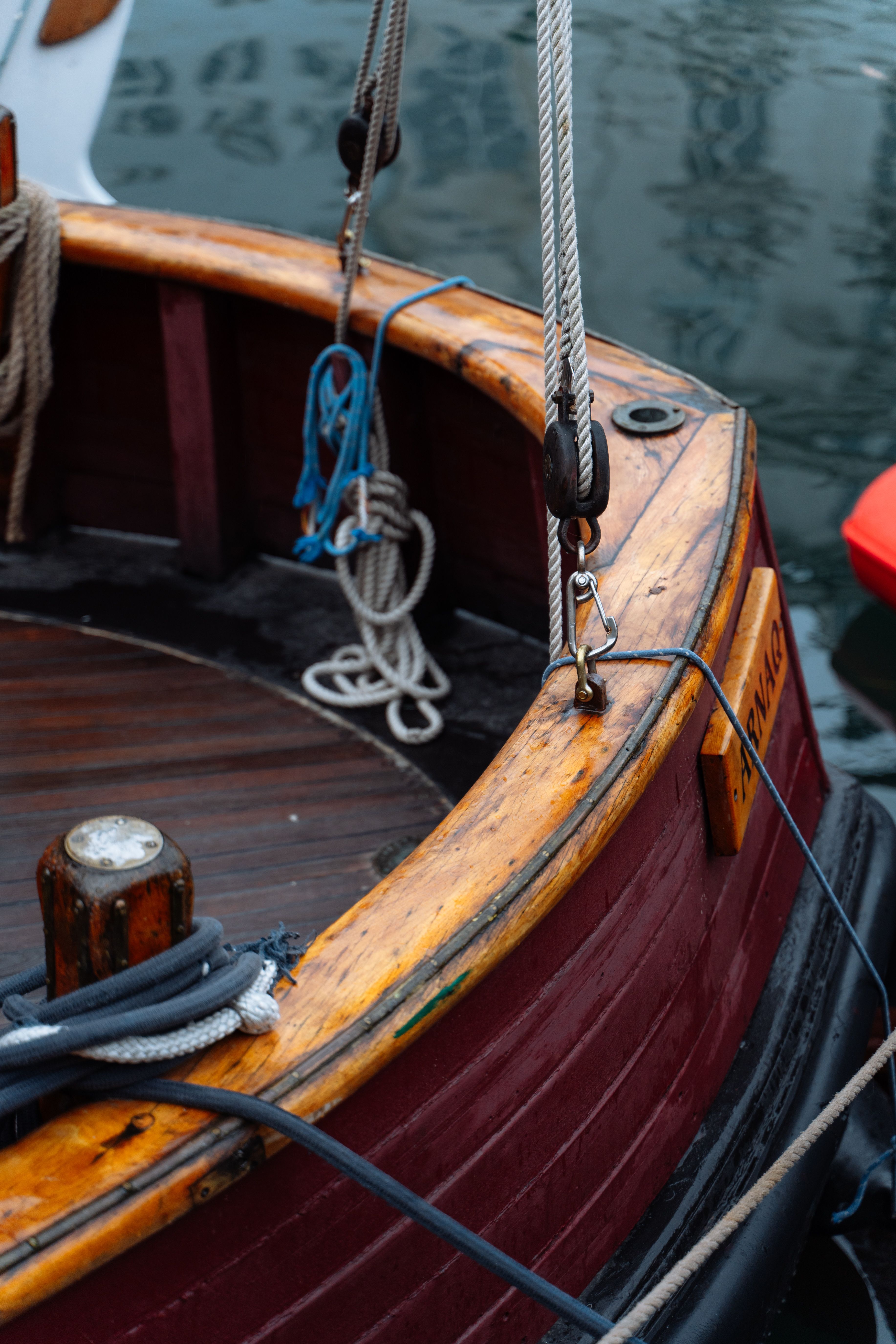 Perahu Kayu Tradisional Di Pelabuhan Kopenhagen · Foto Stok Gratis