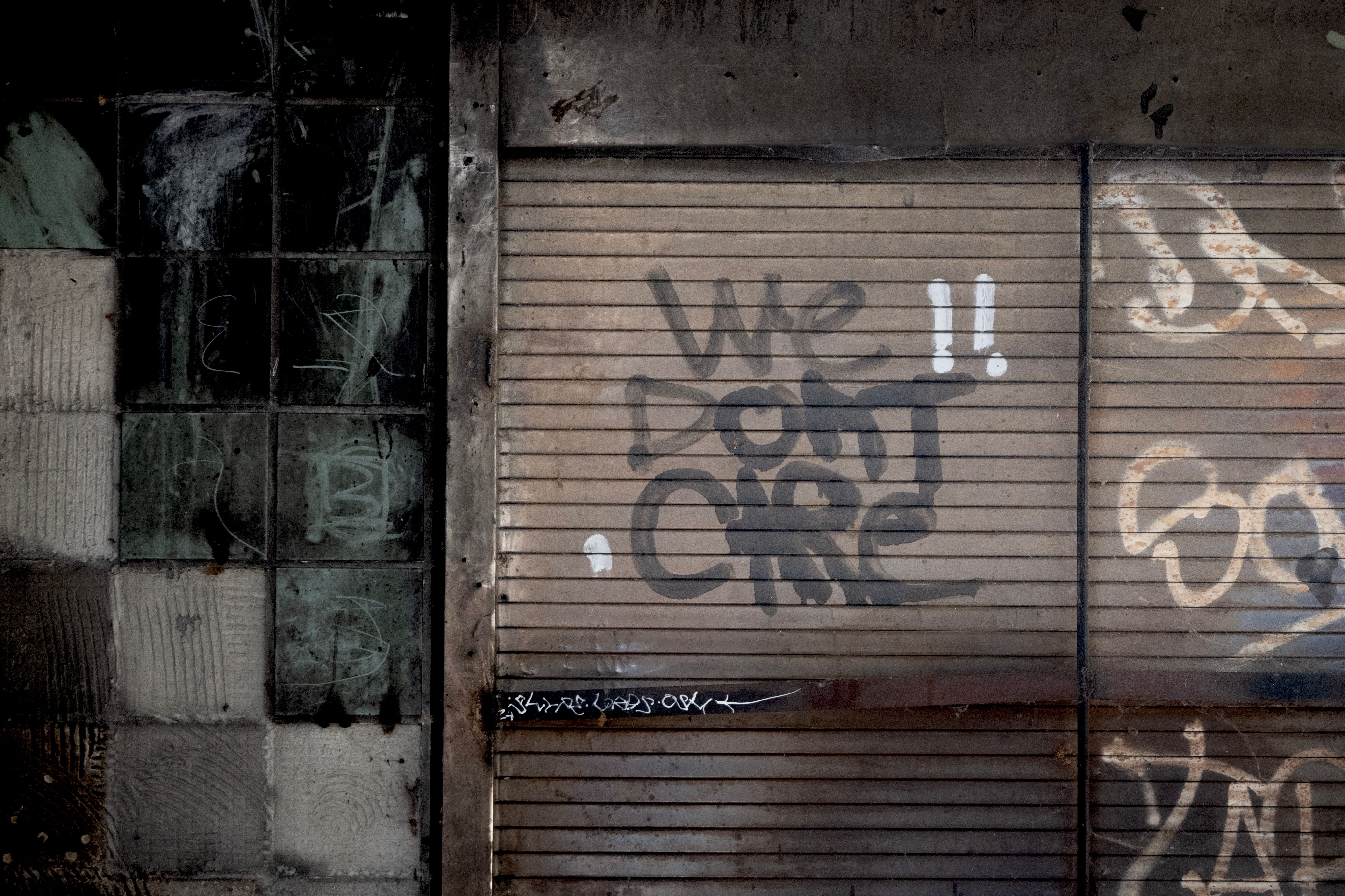 Urban Graffiti on Abandoned Building Wall · Free Stock Photo