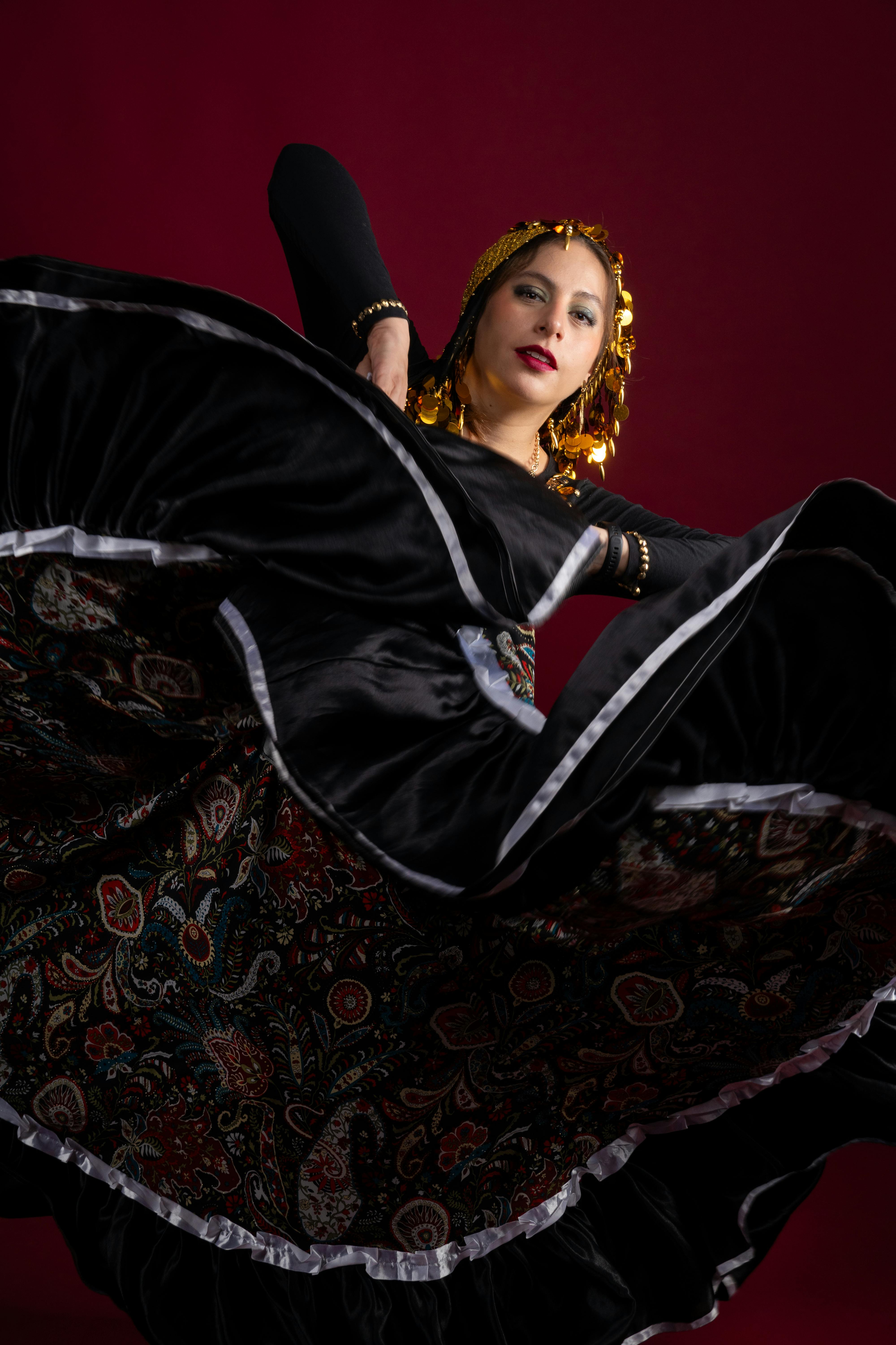 Dynamic Portrait of Romani Dancer in Mexico City · Free Stock Photo