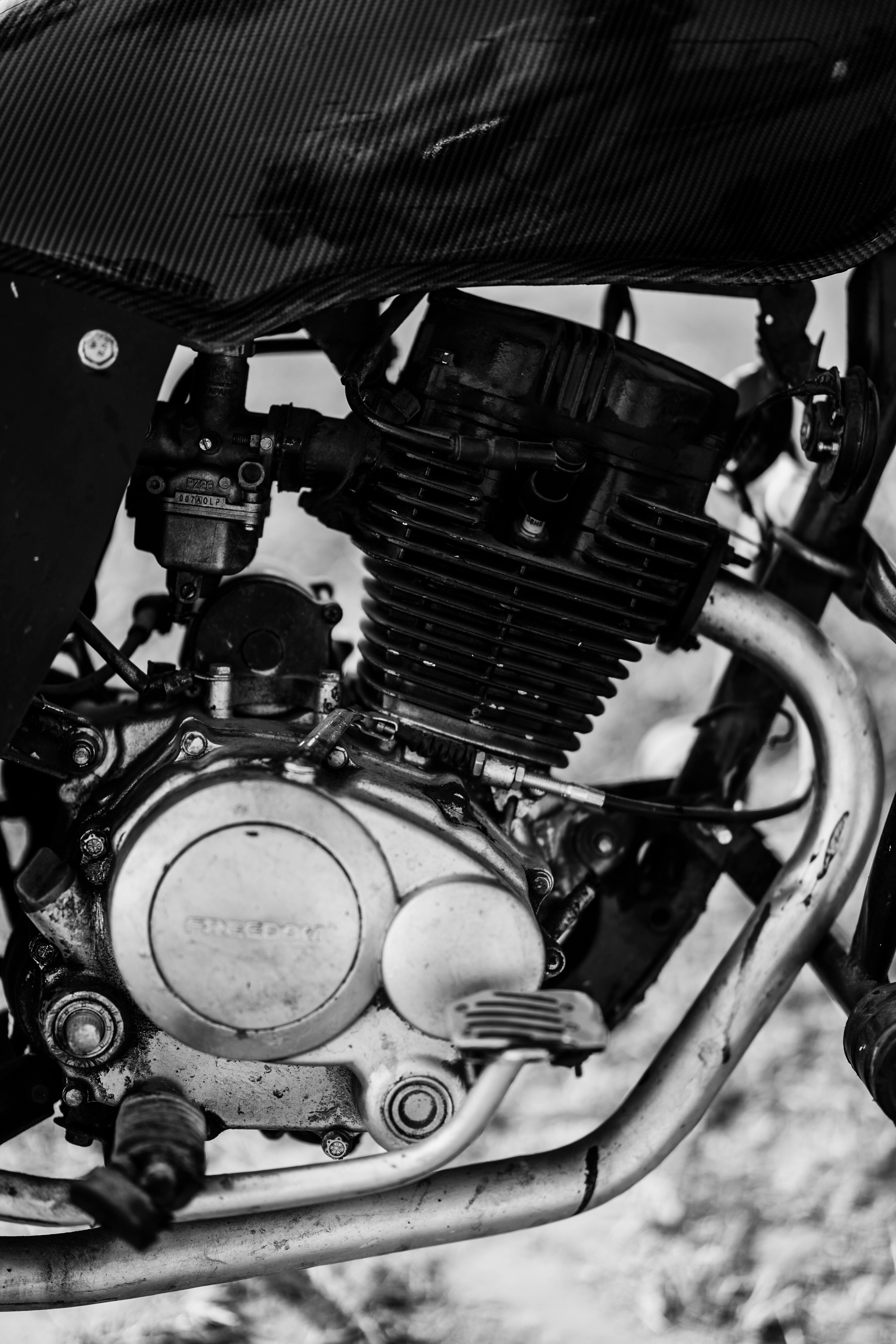 Close-Up of Vintage Motorcycle Engine in Faridpur · Free Stock Photo