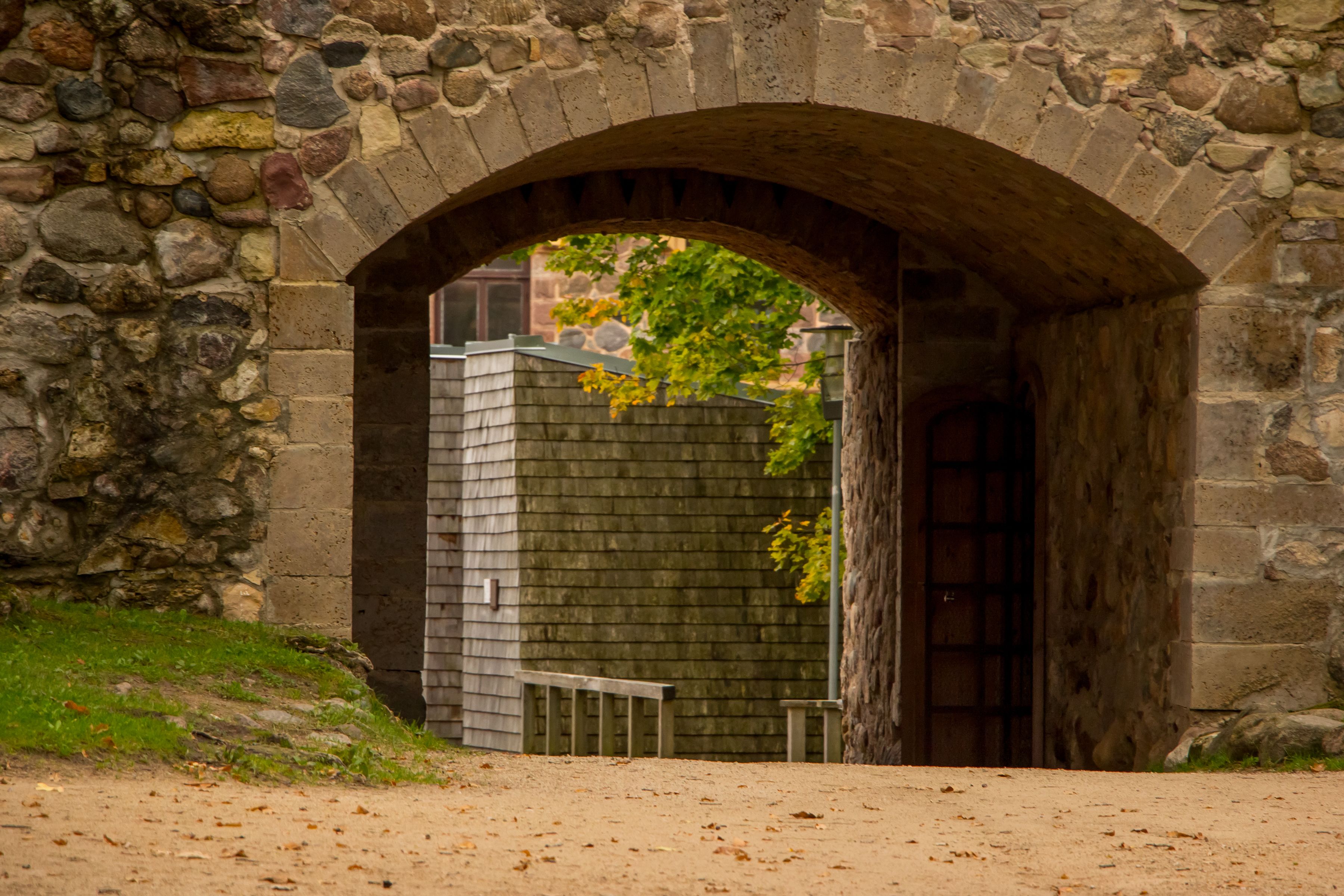 Stone Archway Entrance in Historical Castle Ruins · Free Stock Photo