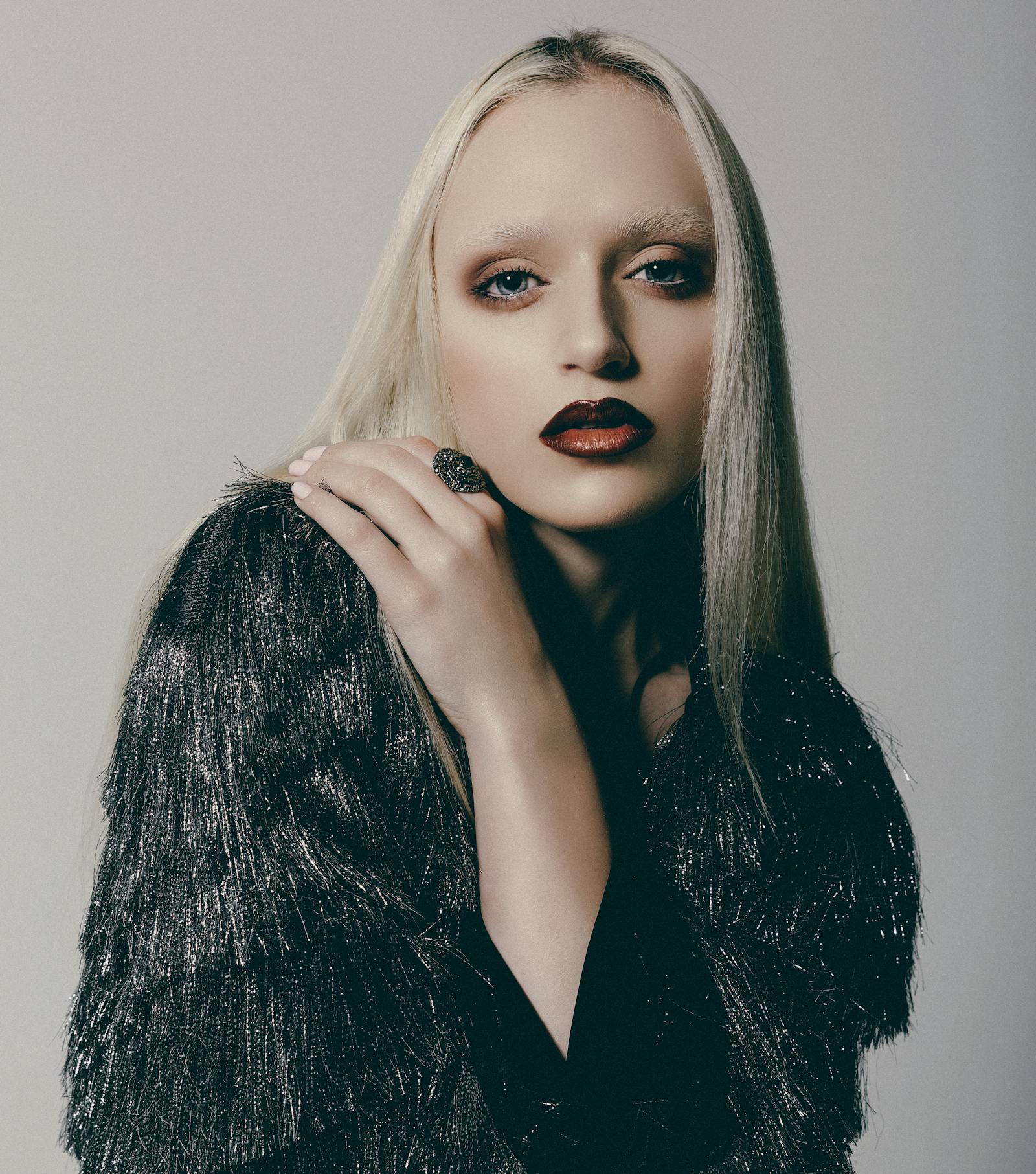 Trendy Fashion Photos, Download The BEST Free Trendy Fashion Stock ...