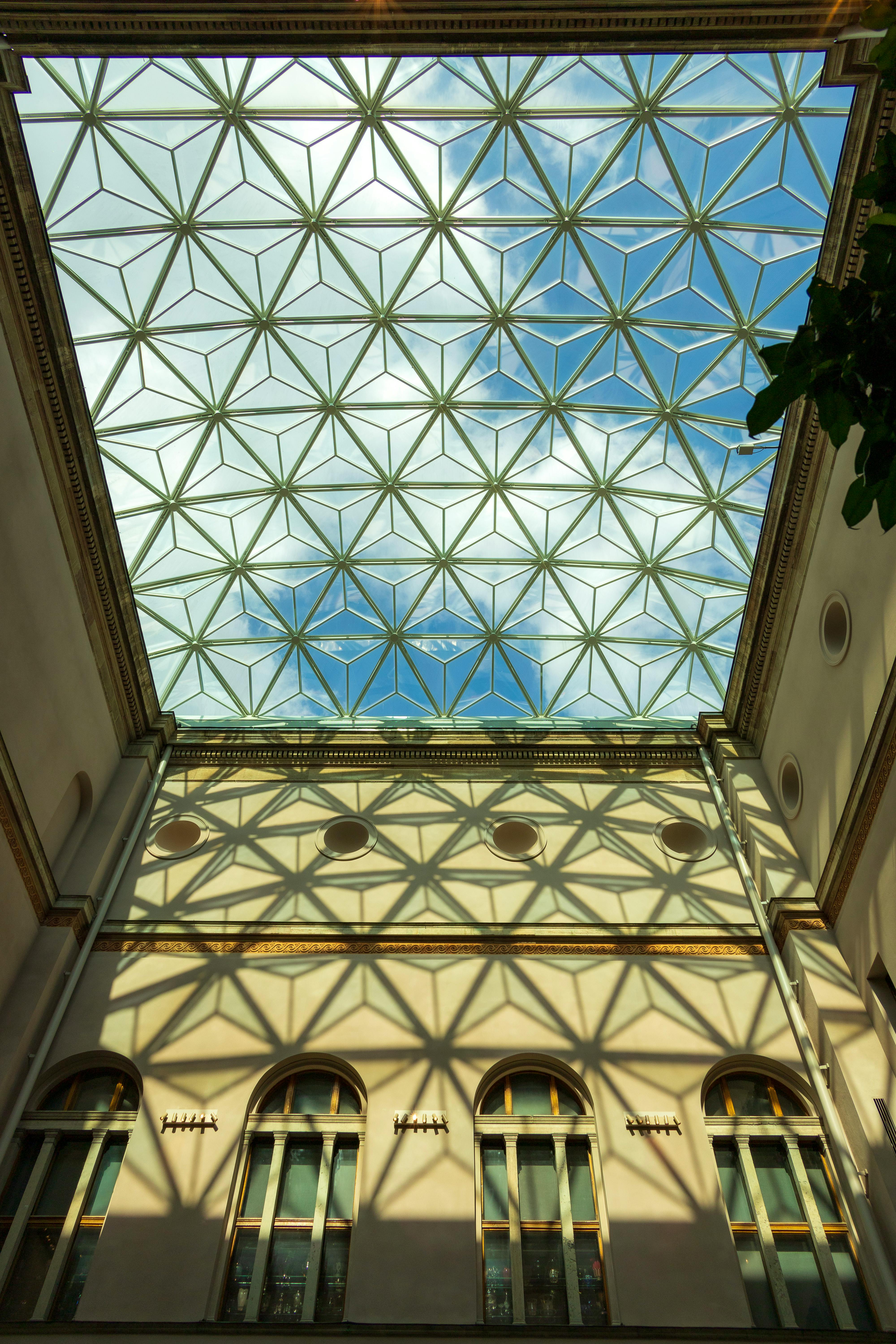 Piramide Triangular Photos, Download The BEST Free Piramide Triangular ...