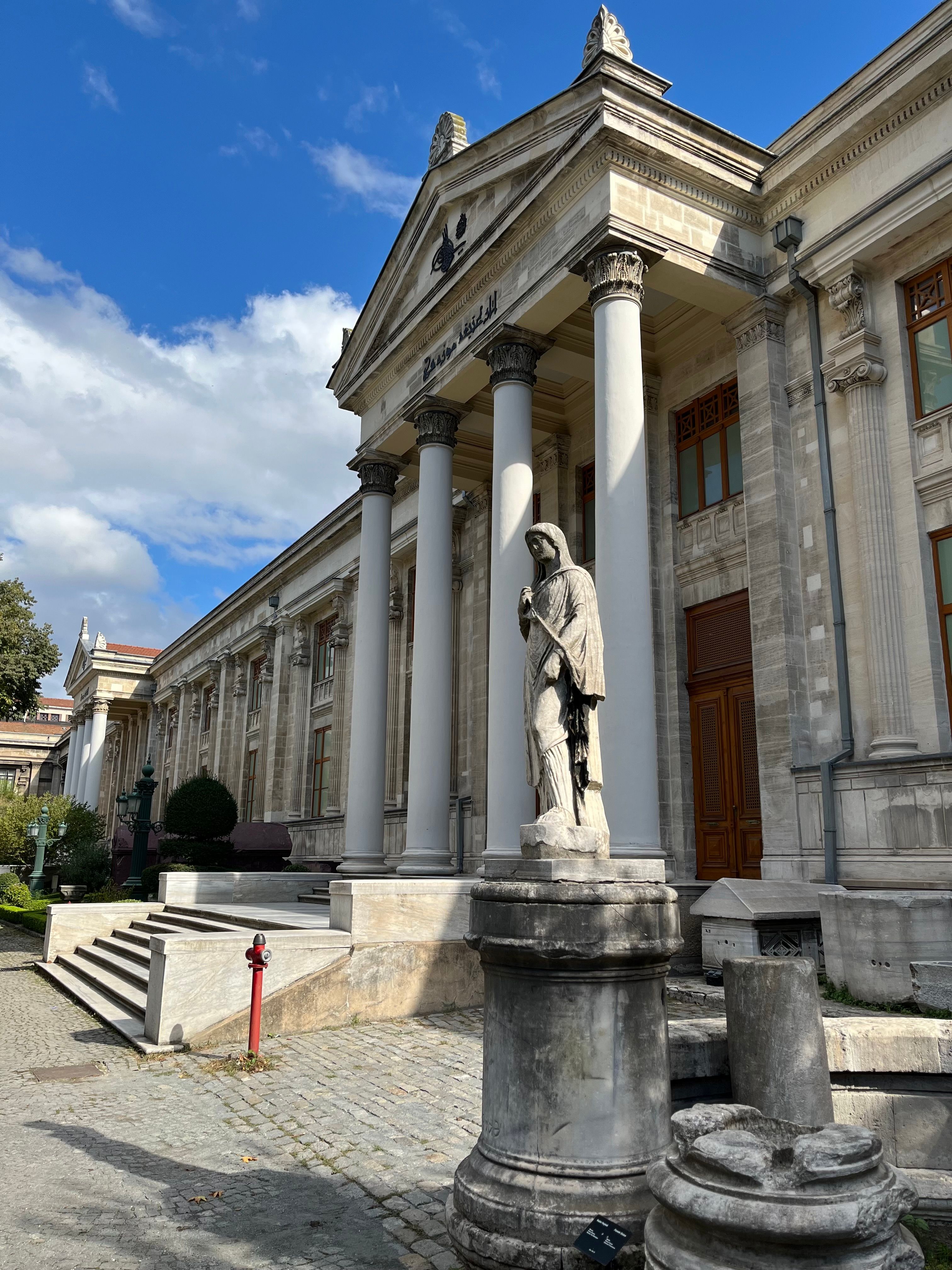 Museum Facade Photos, Download The BEST Free Museum Facade Stock Photos ...
