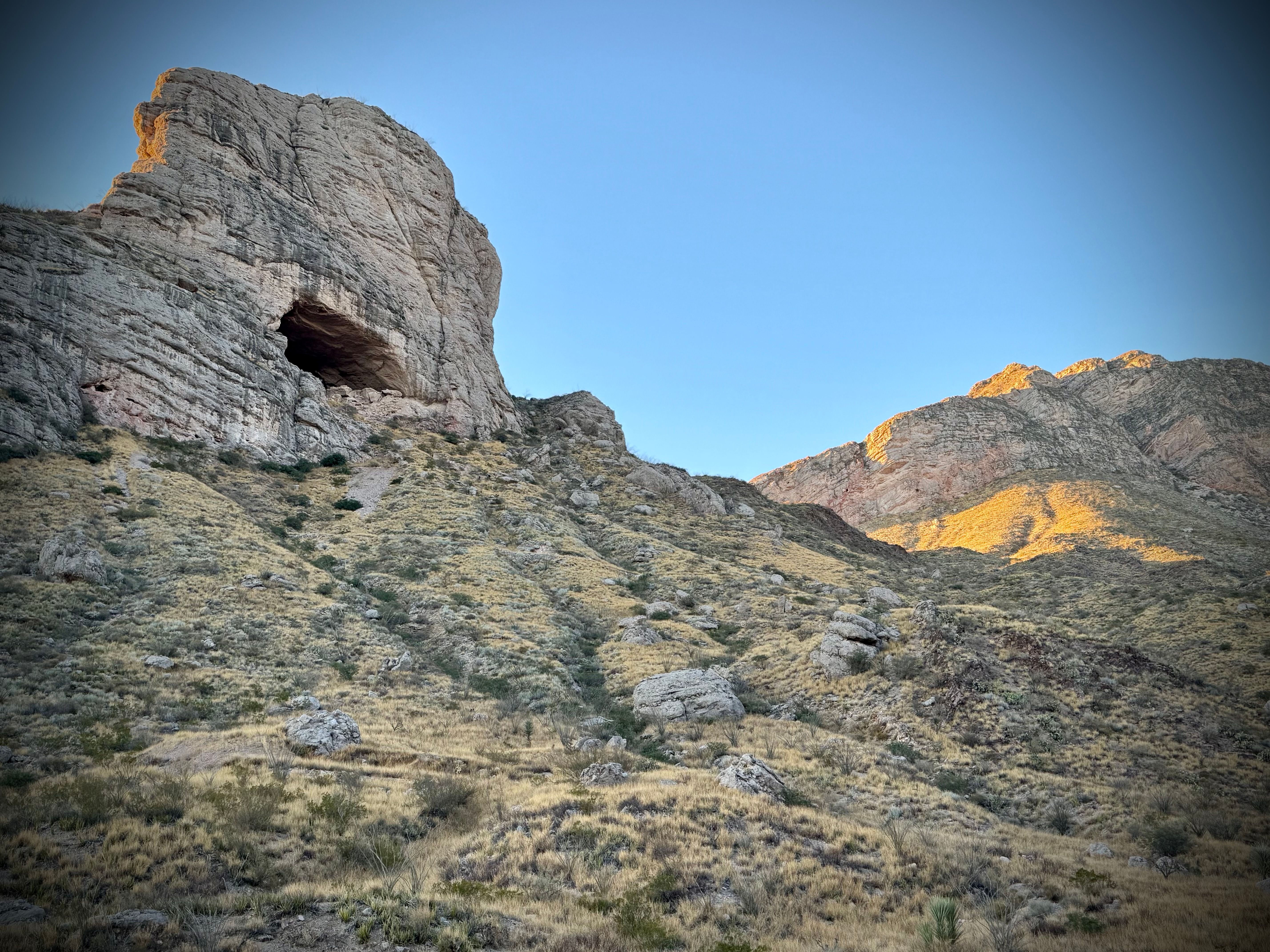 Dramatic Rock Formation in Southwestern Landscape · Free Stock Photo
