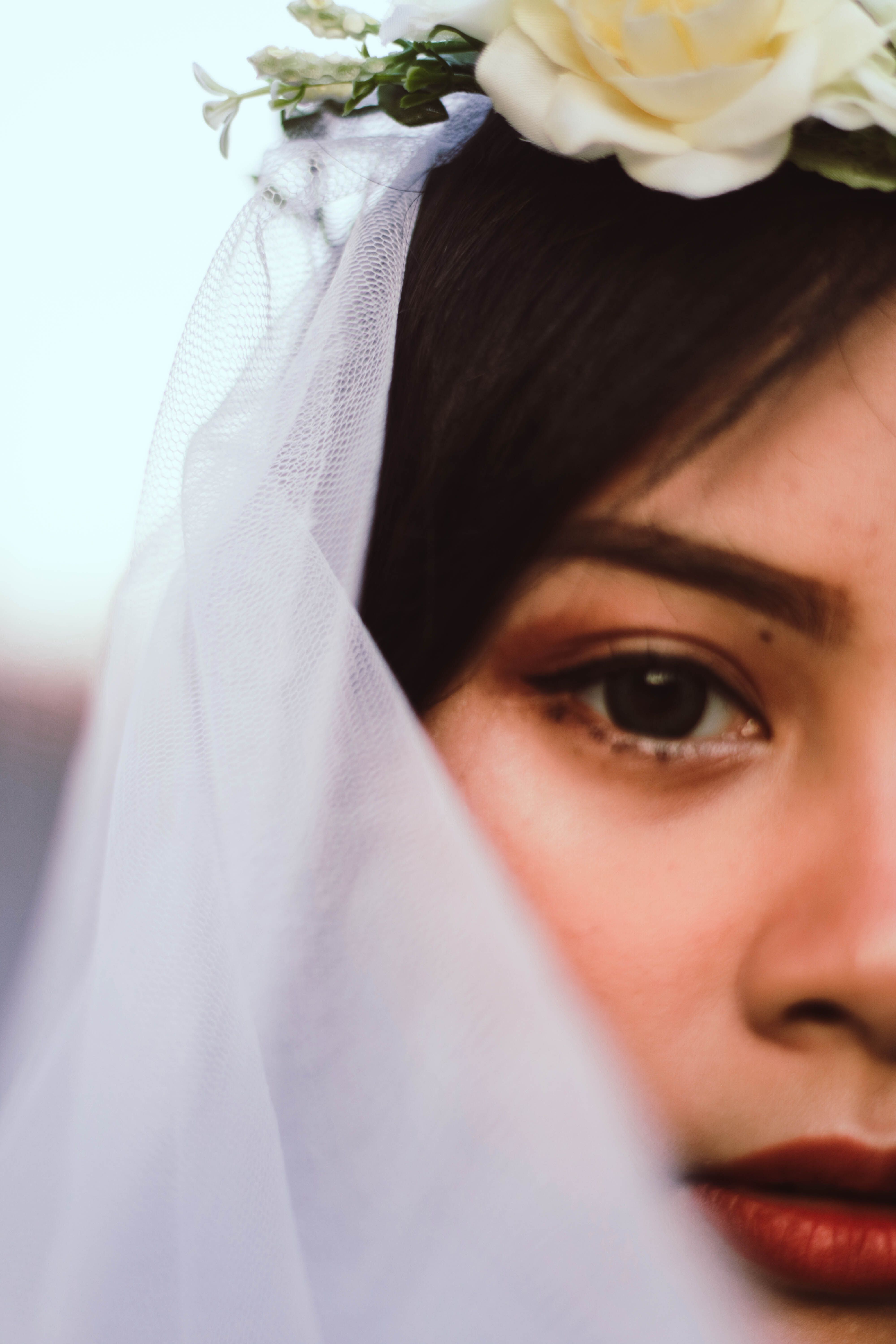 Close-up Photography of Girl Wearing White a Veil · Free Stock Photo