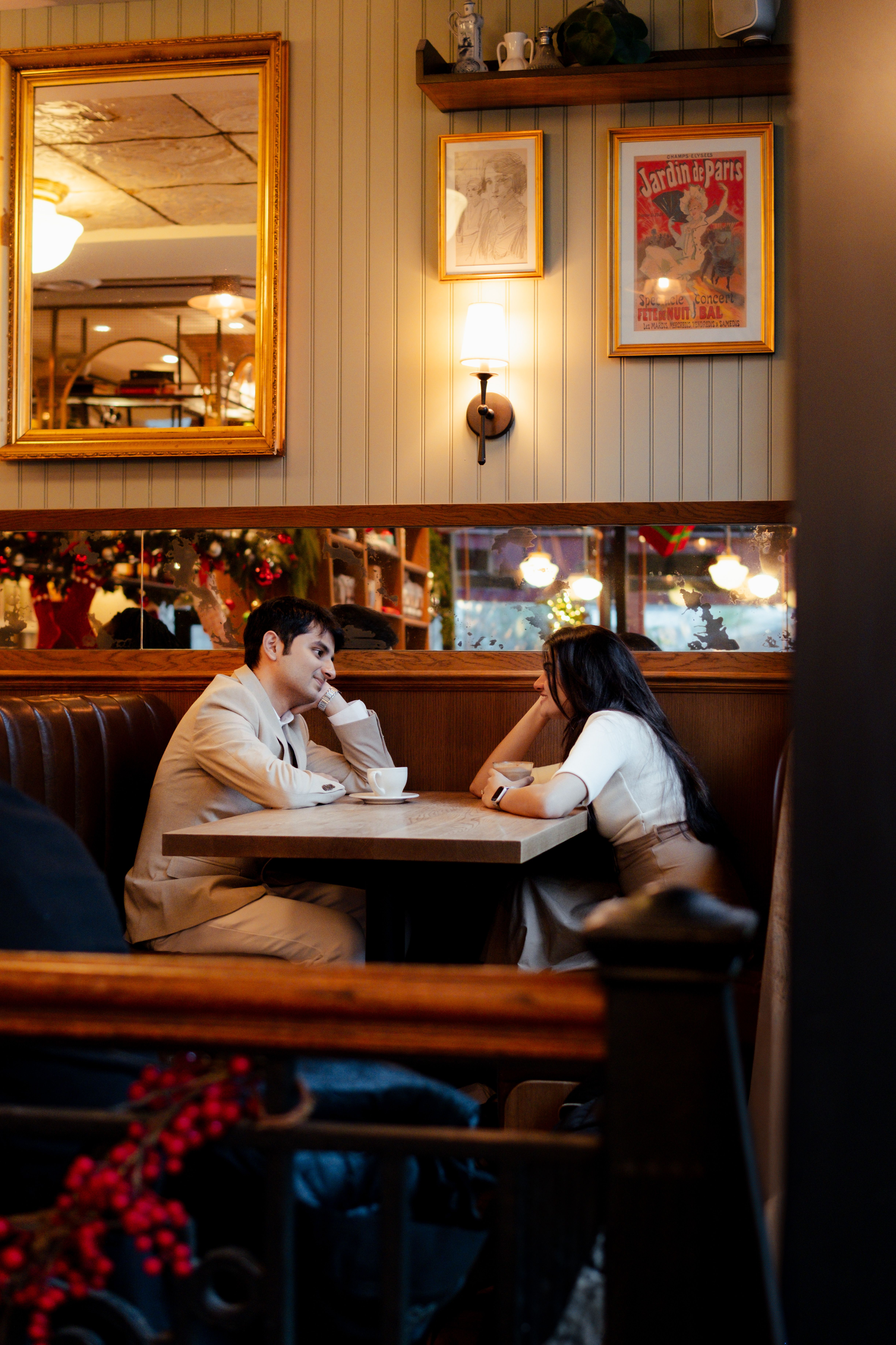 Romantic Couple with Coffee in Vancouver Café · Free Stock Photo