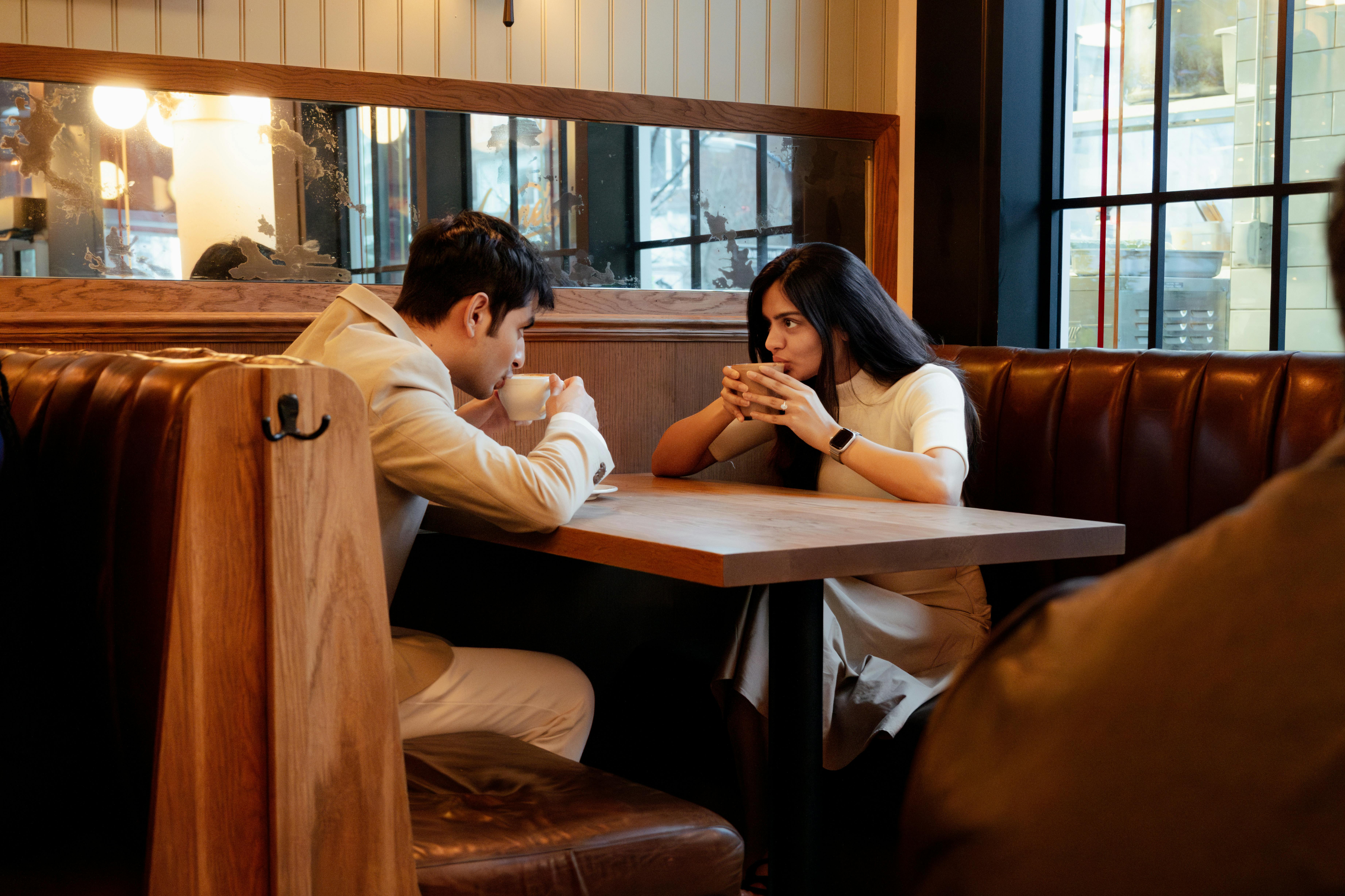 Chat Restaurants Photos, Download The BEST Free Chat Restaurants Stock ...