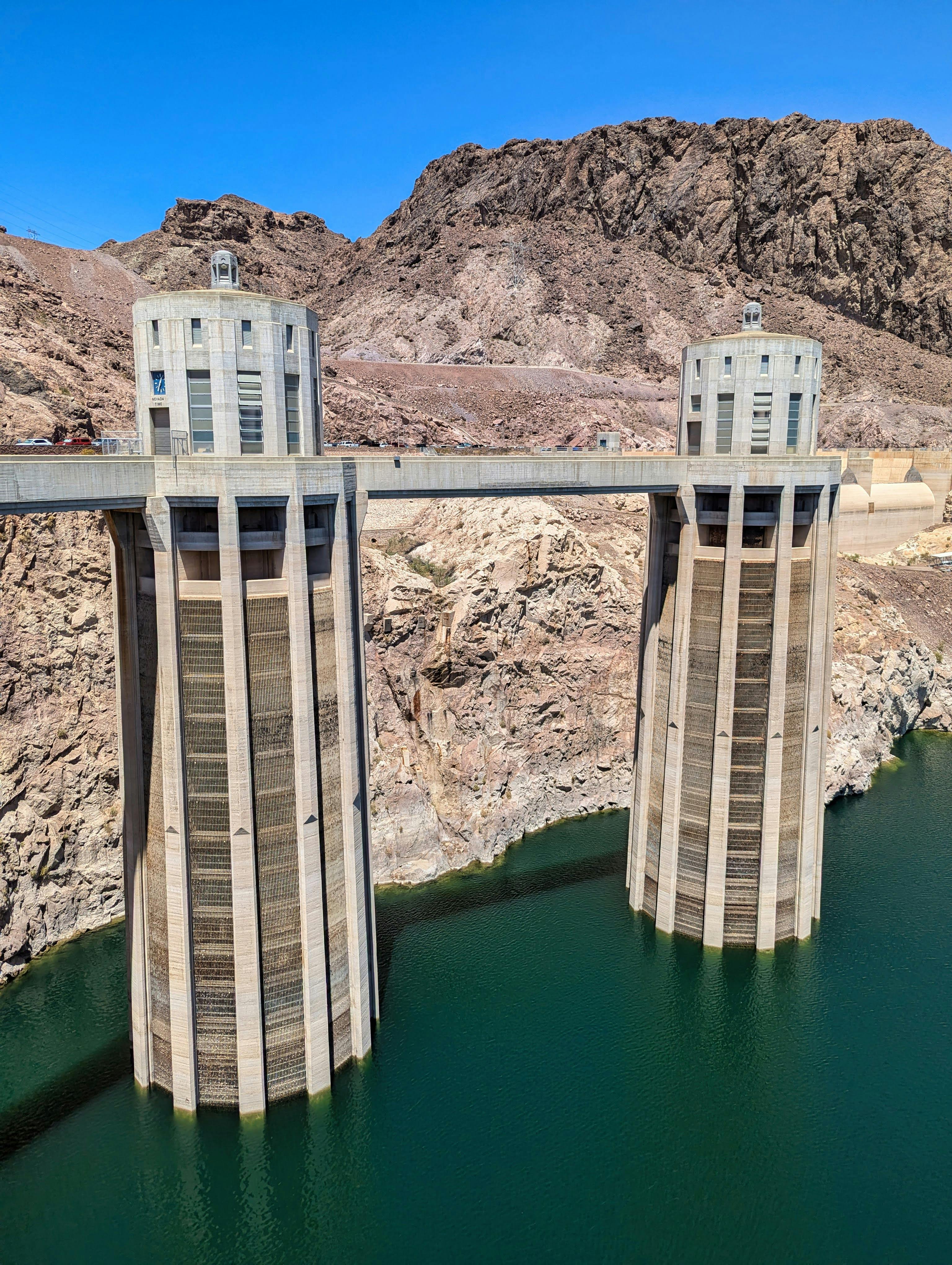 Impressive View of Hoover Dam Towers and Lake · Free Stock Photo