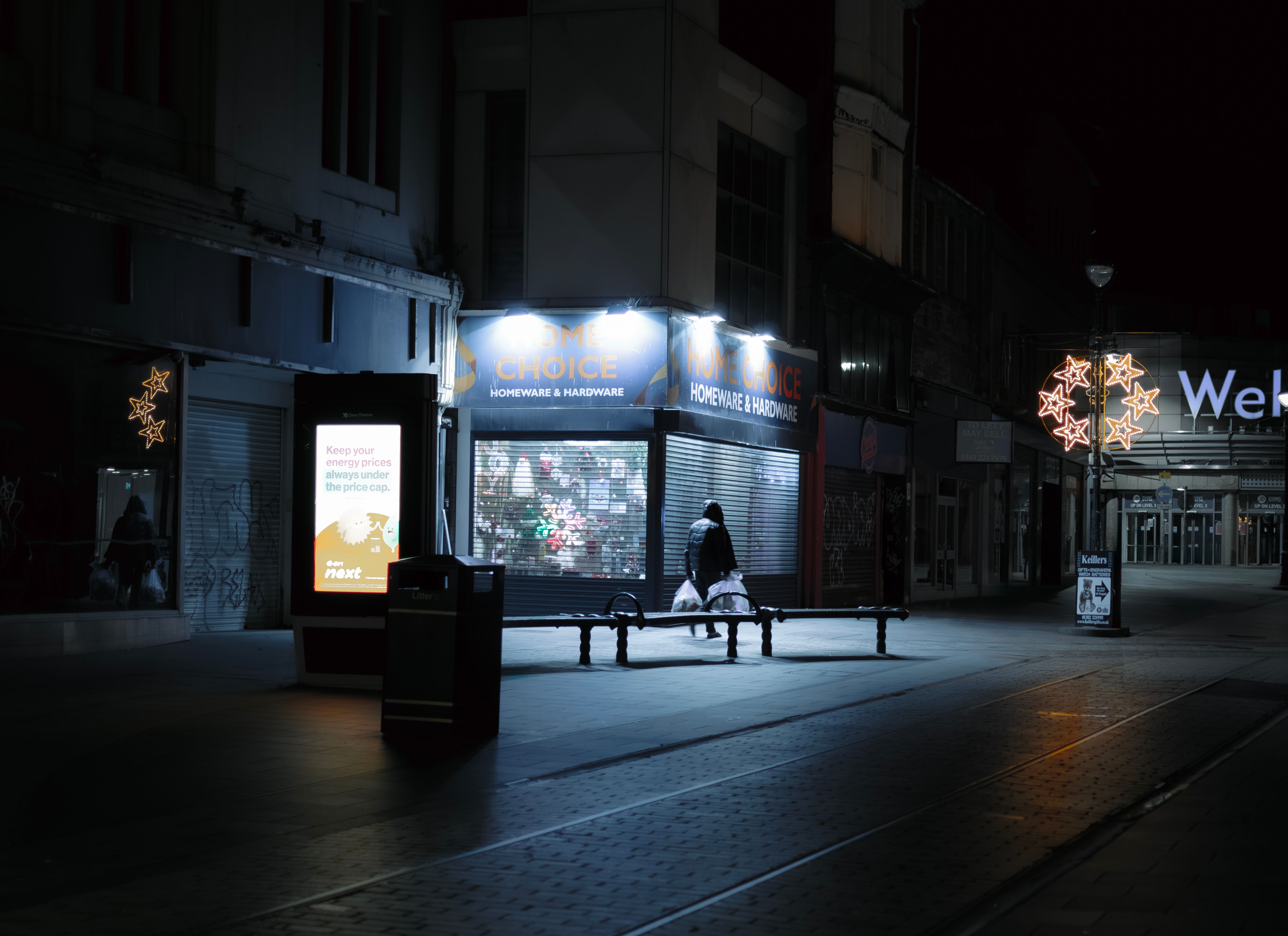 Moody Night Street Scene in Dundee, Scotland · Free Stock Photo