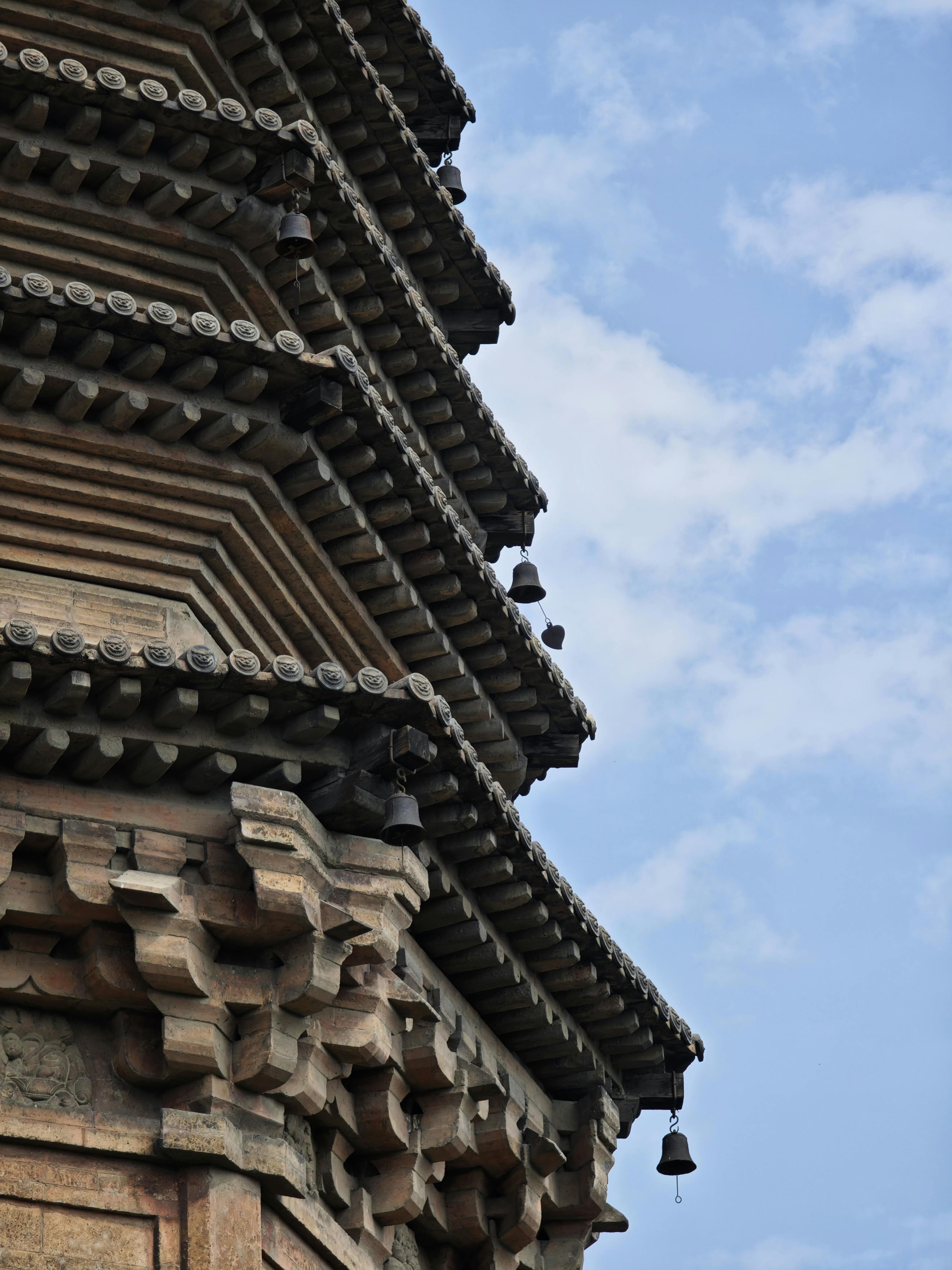 Intricate Architecture of Historic Pagoda · Free Stock Photo