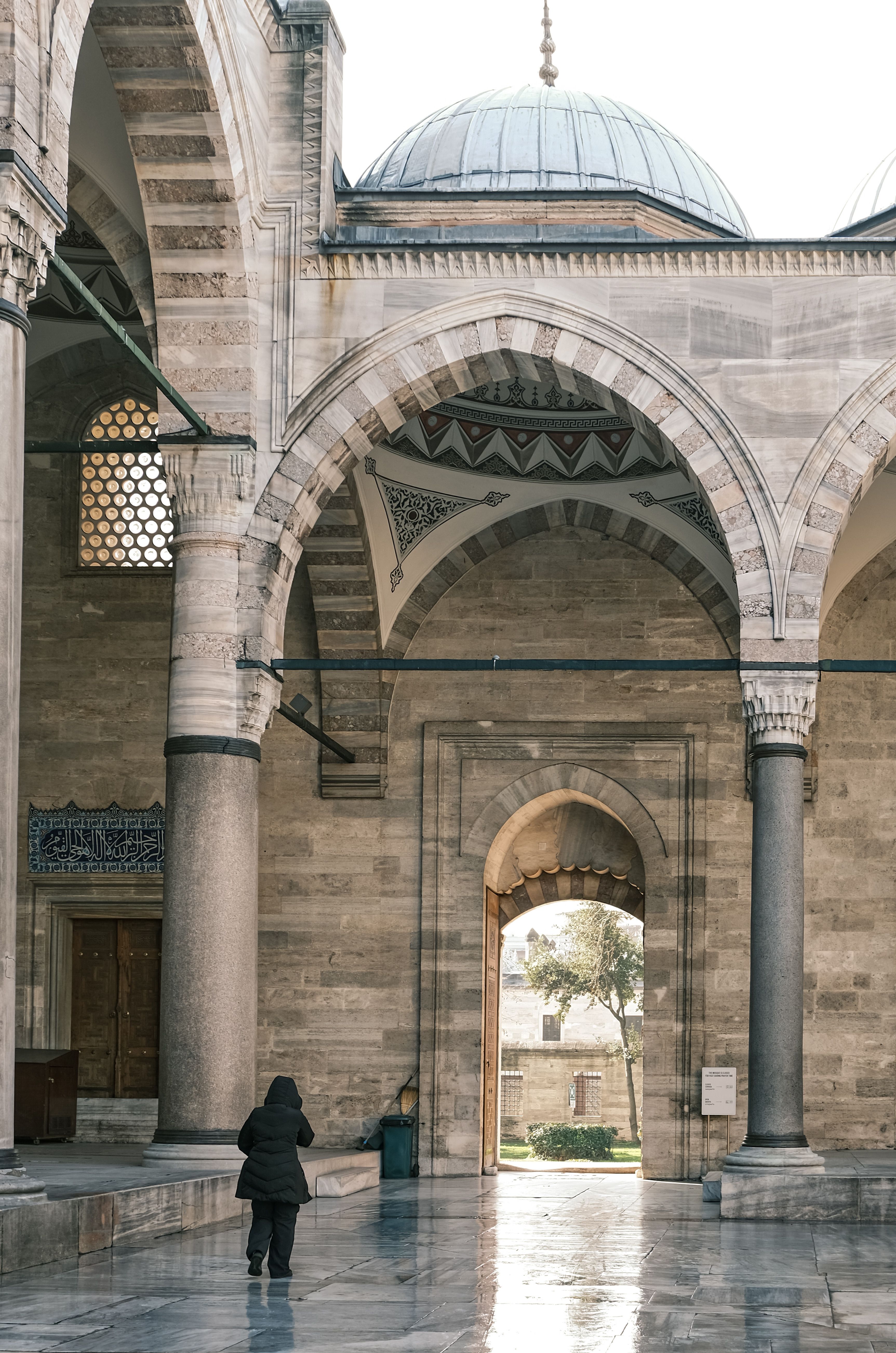 Majestic Ottoman Architecture with Archways · Free Stock Photo