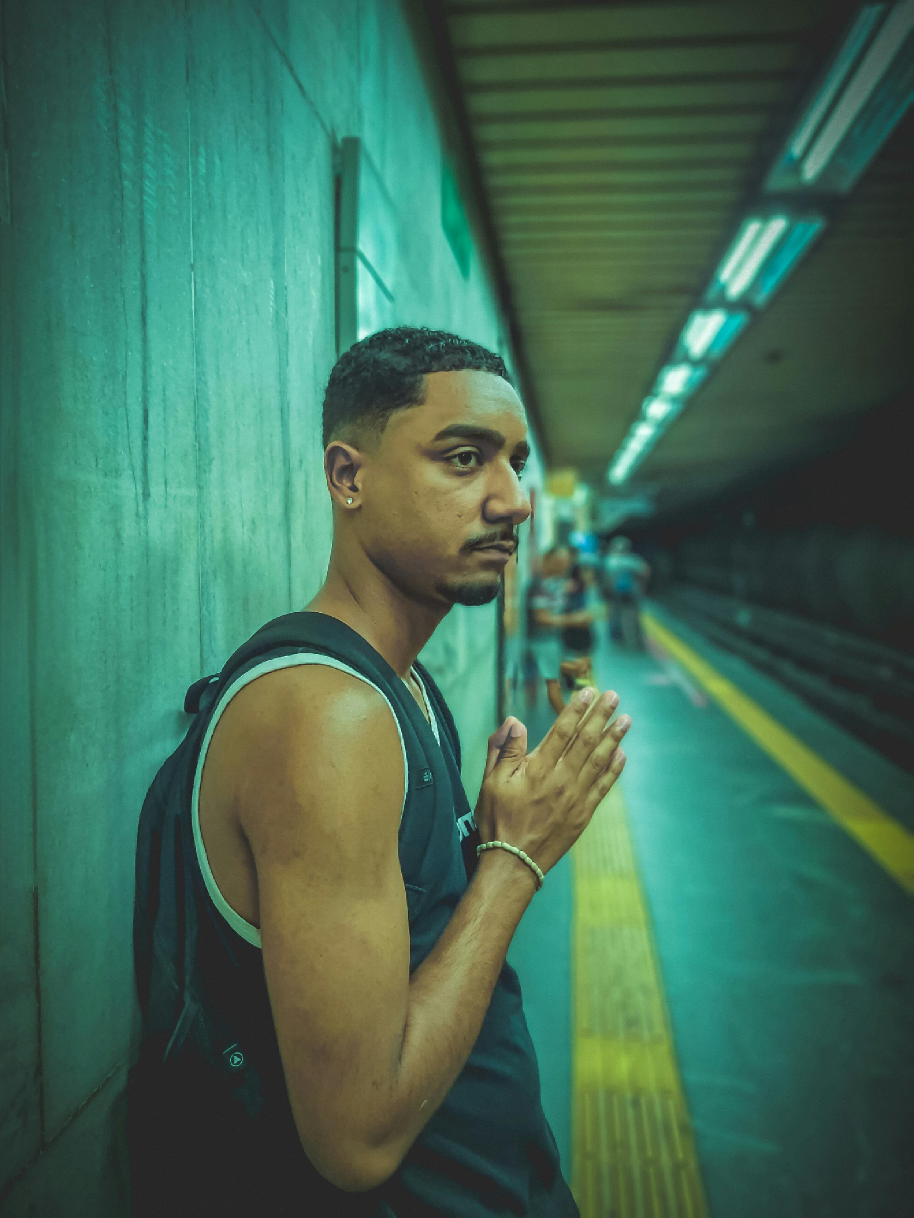 City Commuter Photos, Download The BEST Free City Commuter Stock Photos ...