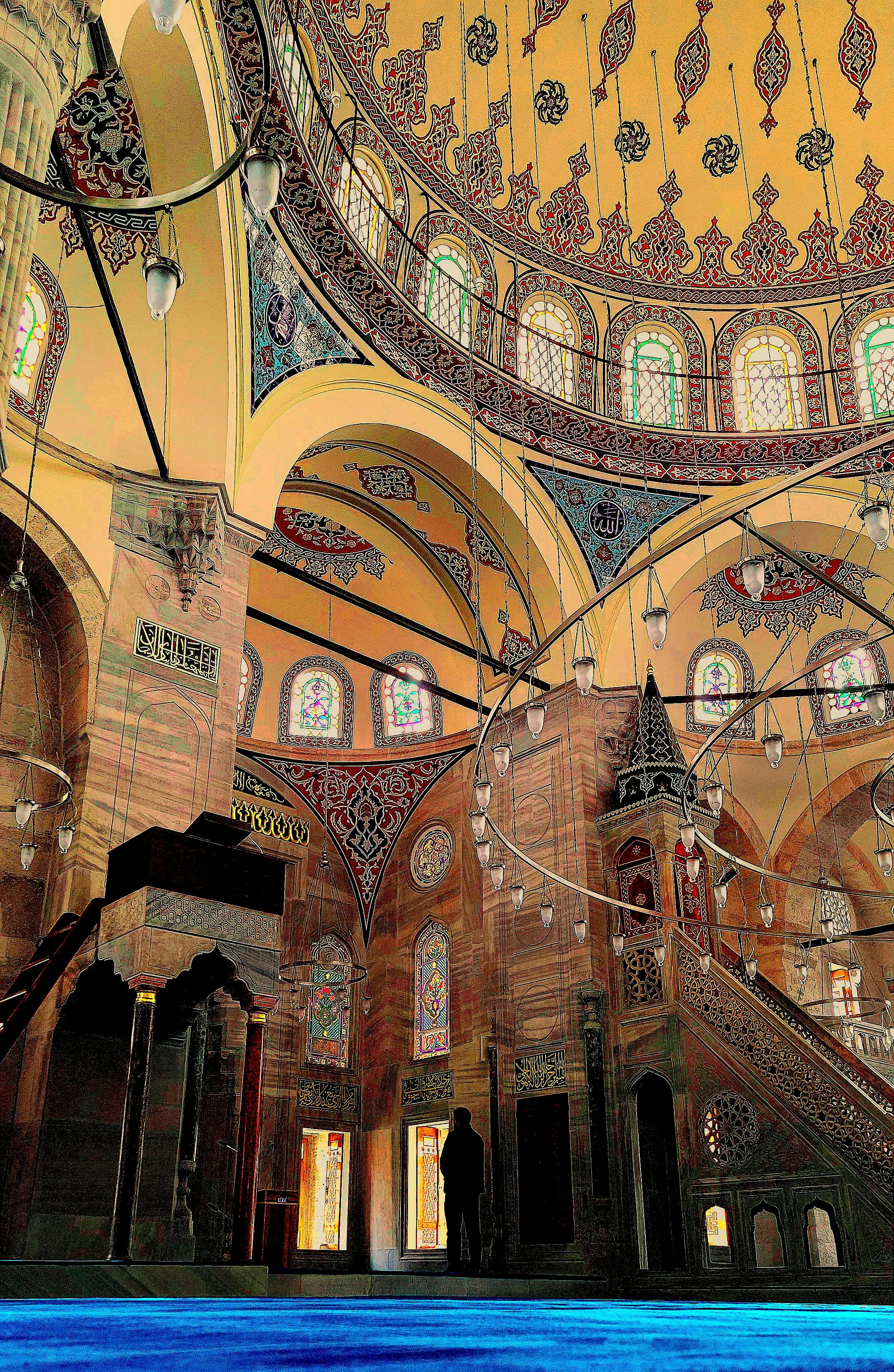 Intricately Designed Mosque Interior View · Free Stock Photo