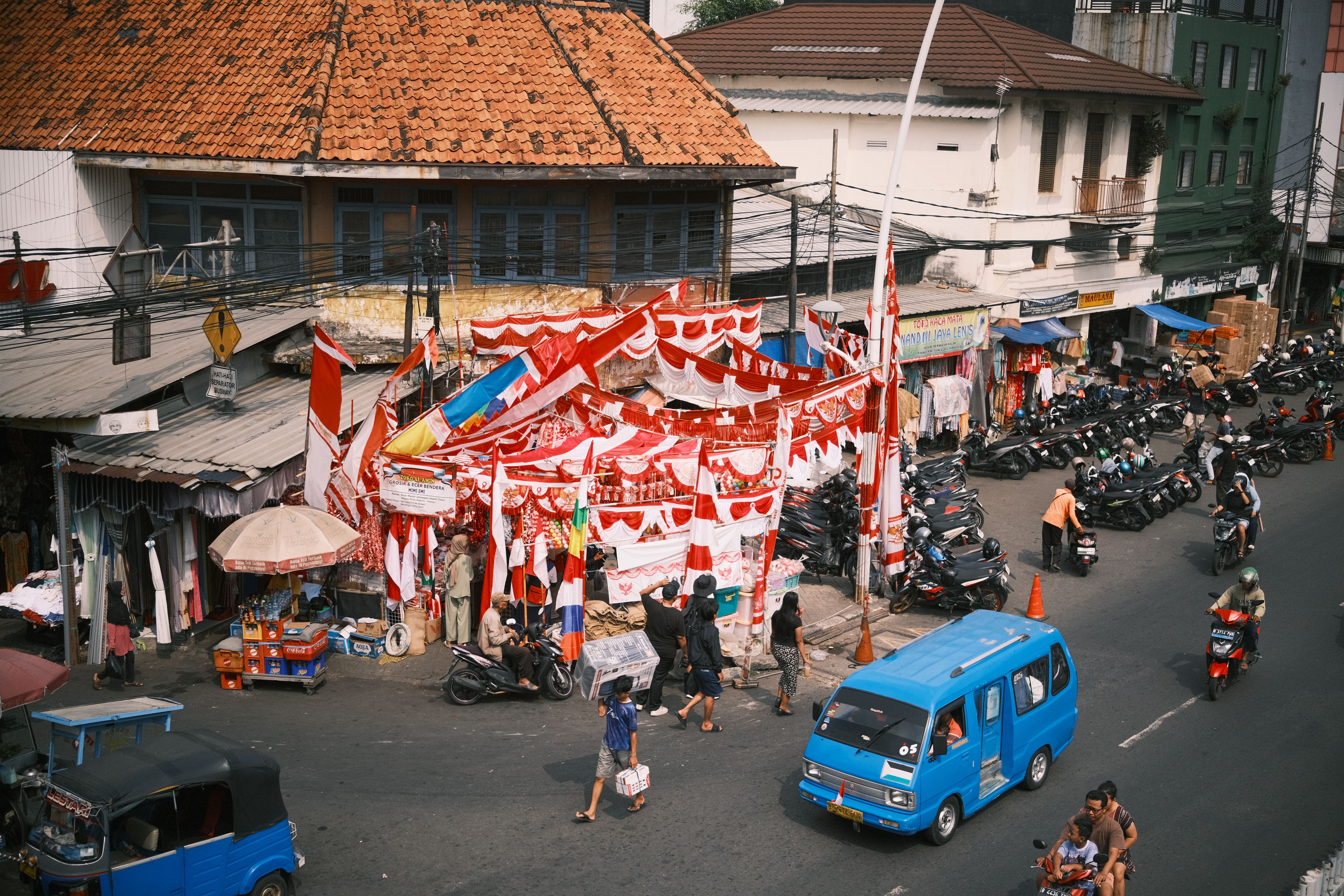 Indonesia Traffic Photos Download The Best Free Indonesia Traffic