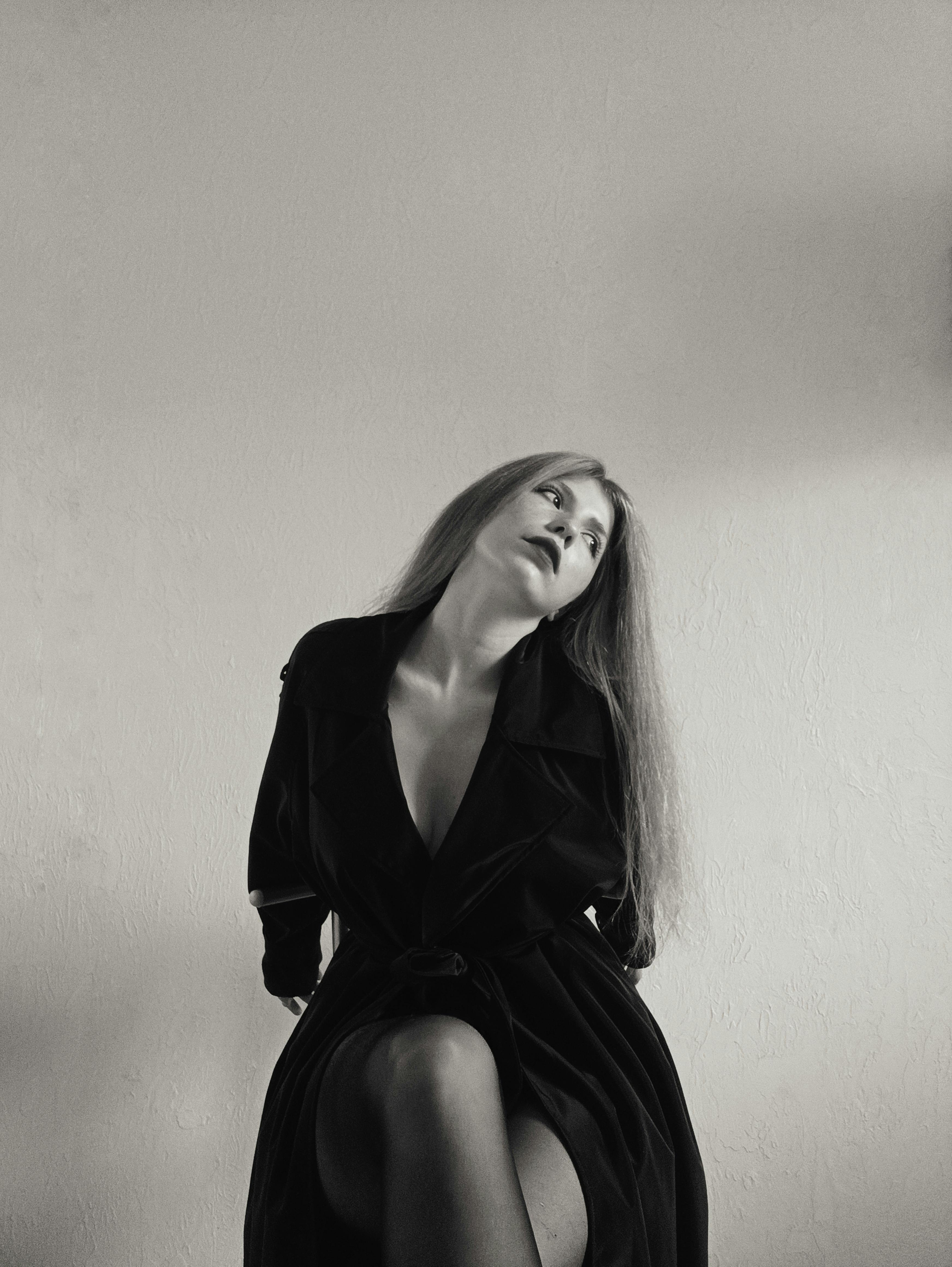 Photo Pose For Youtube Thumbnails Photos, Download The BEST Free Photo ...