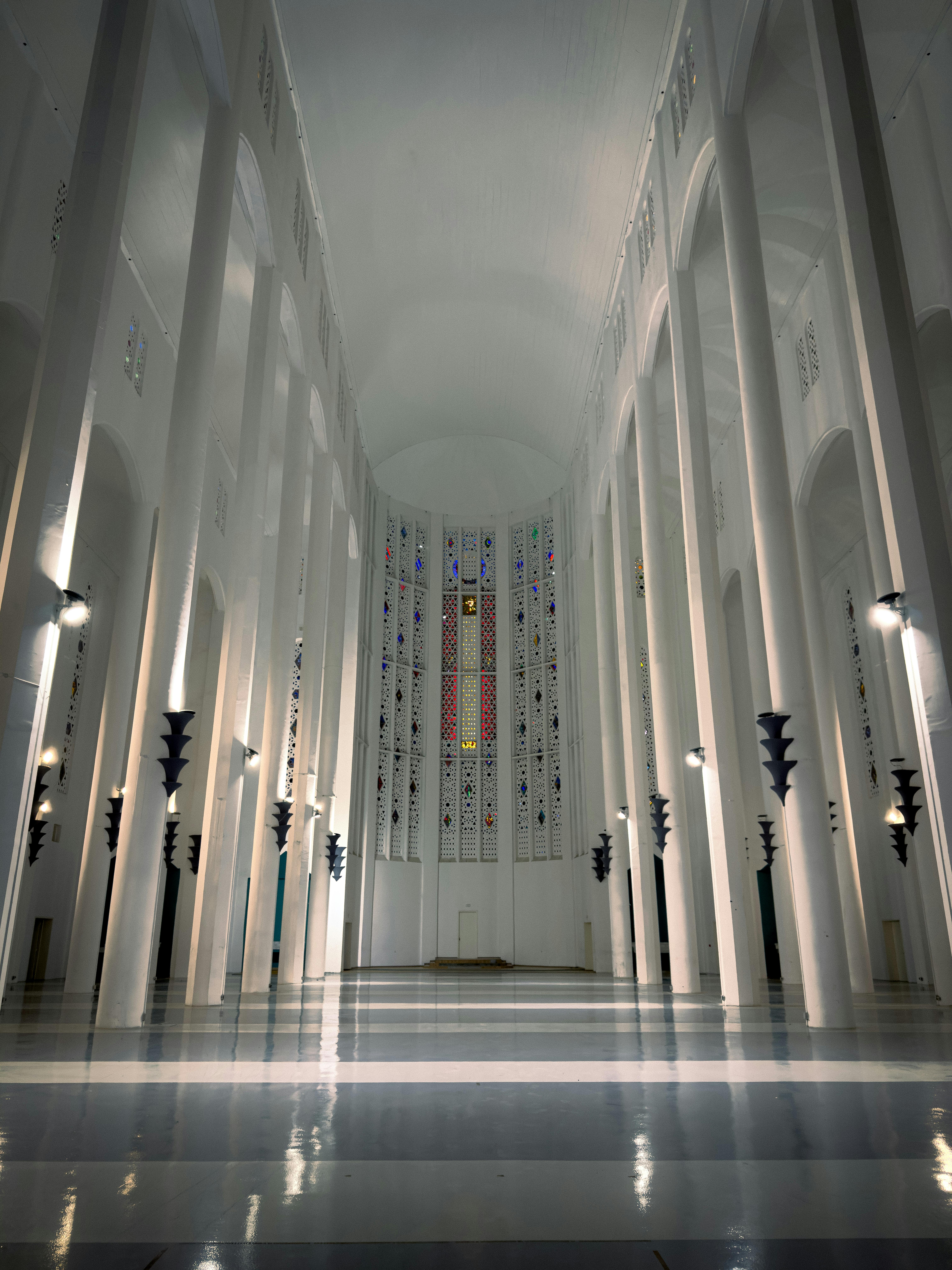 Stunning Modern Cathedral Interior Architecture · Free Stock Photo
