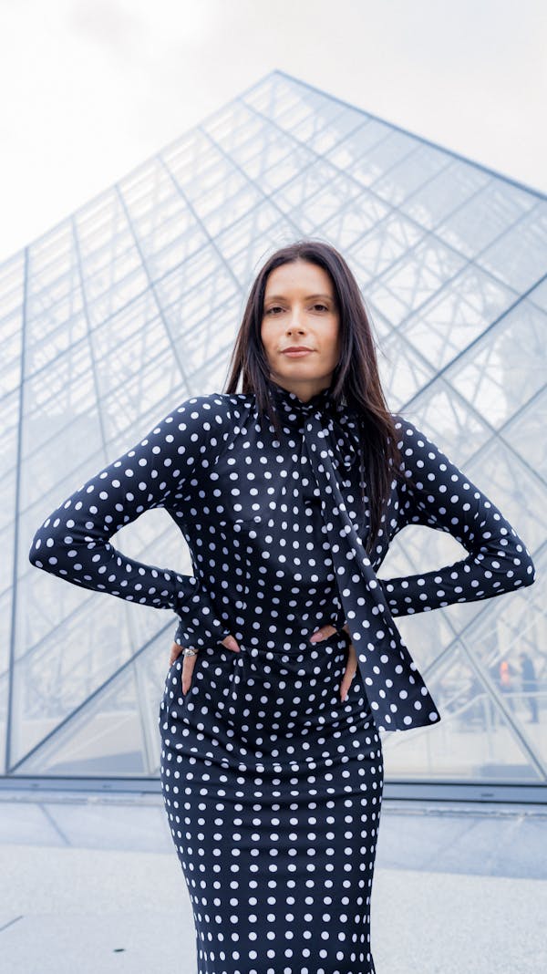 Art Model Photos, Download The BEST Free Art Model Stock Photos & HD Images