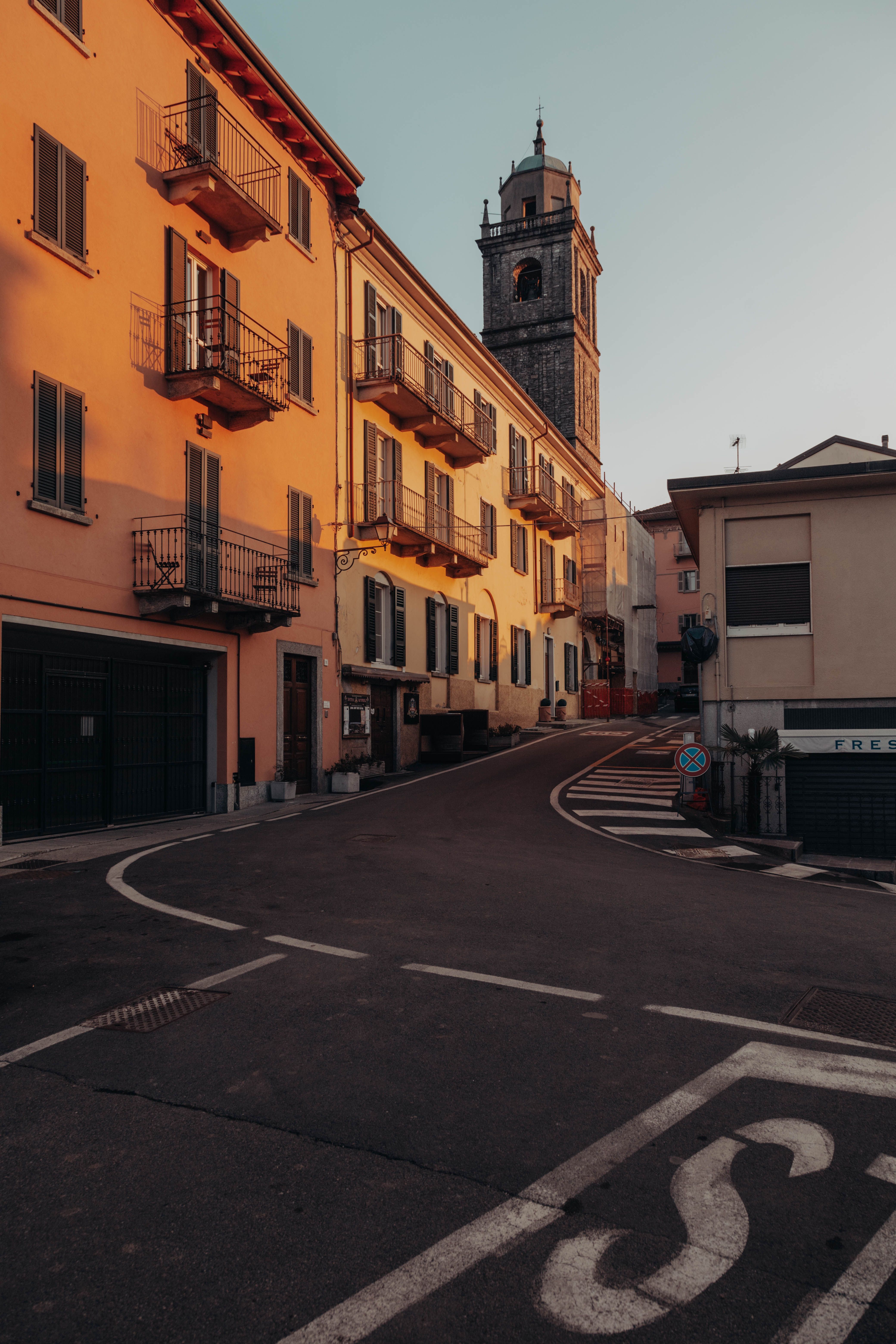 Charming Street View in Bellagio, Italy · Free Stock Photo