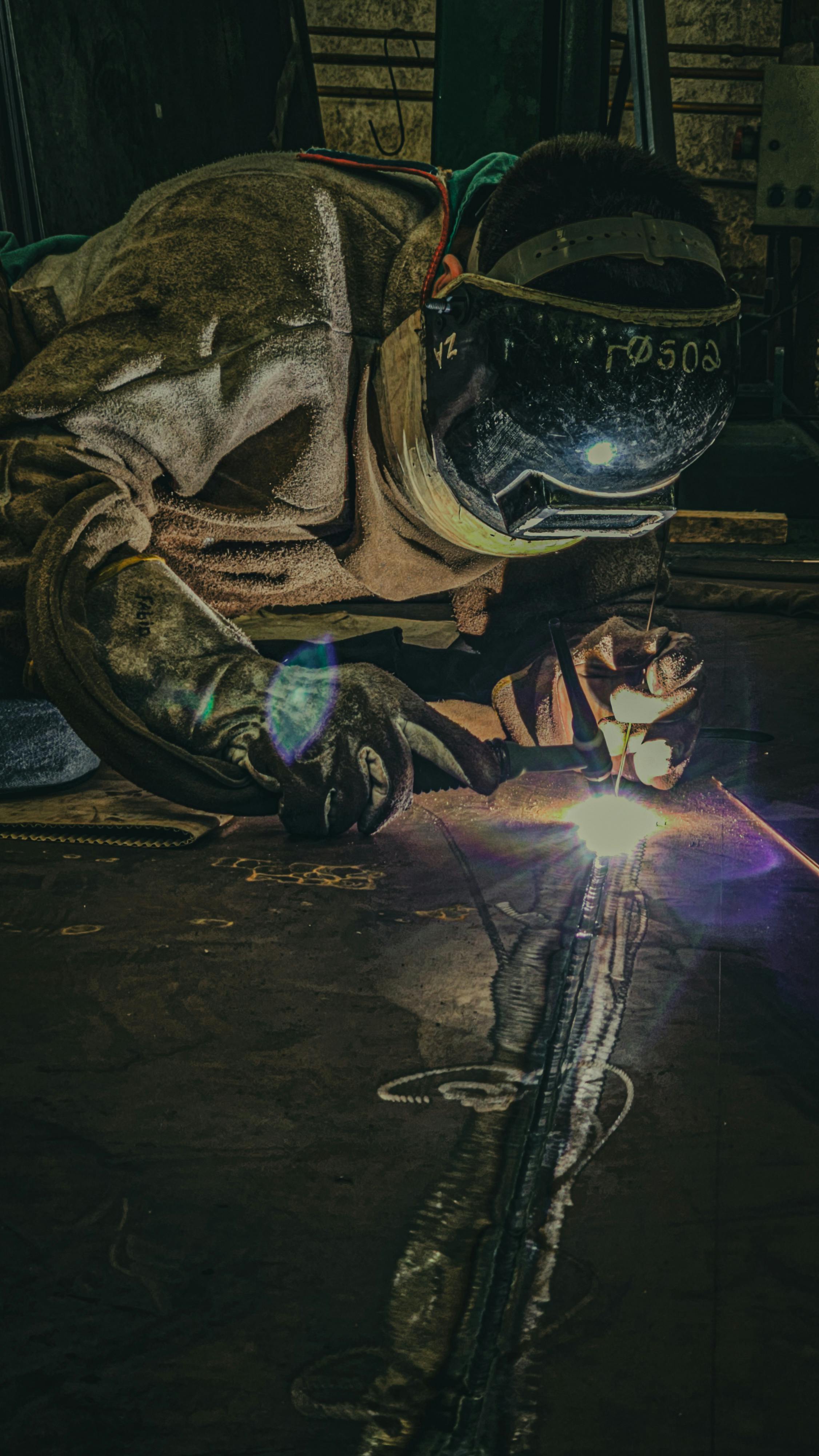 Manufacturing Welding Photos, Download The BEST Free Manufacturing ...