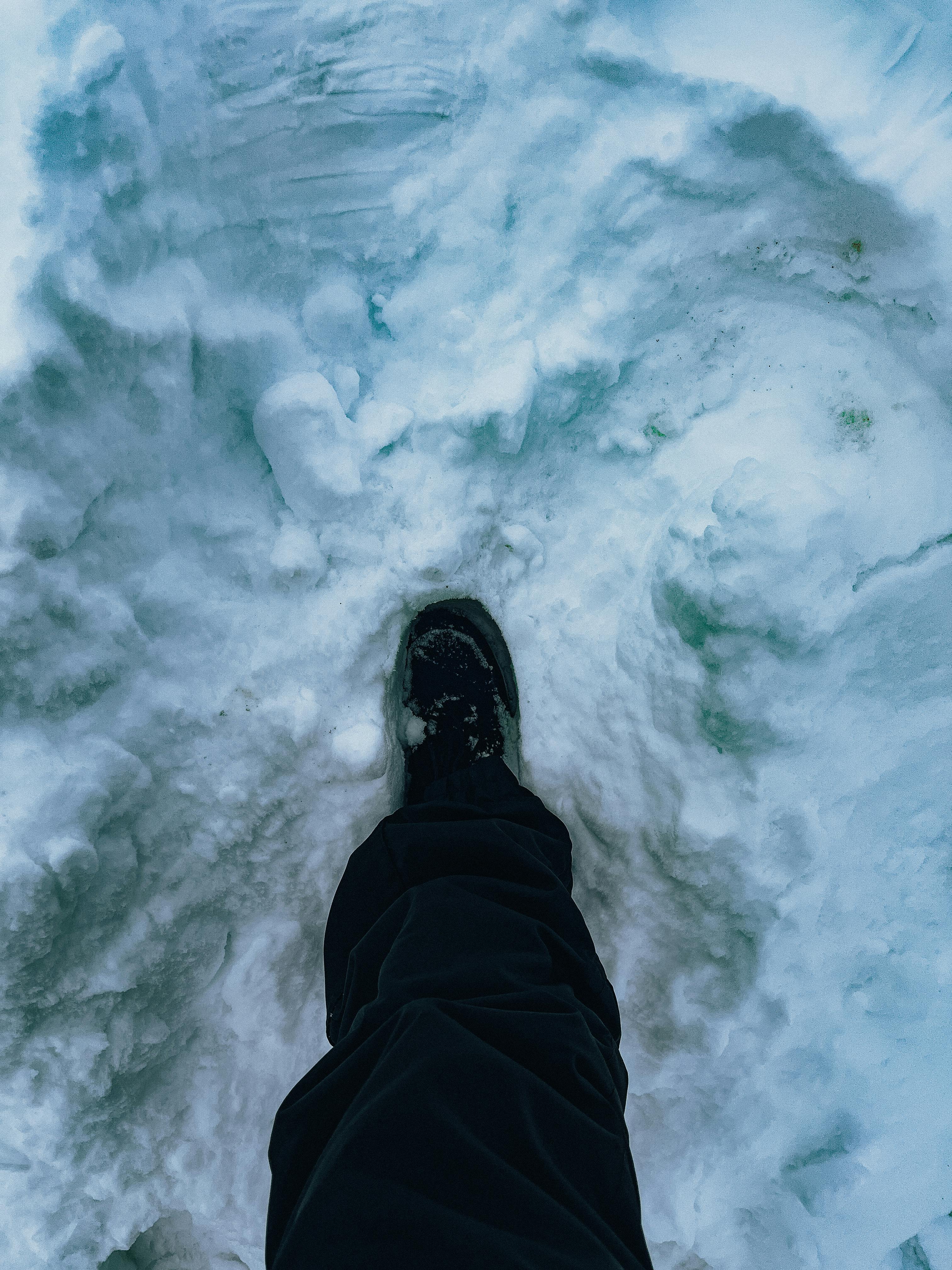 Winter Footstep in Fresh Snow · Free Stock Photo