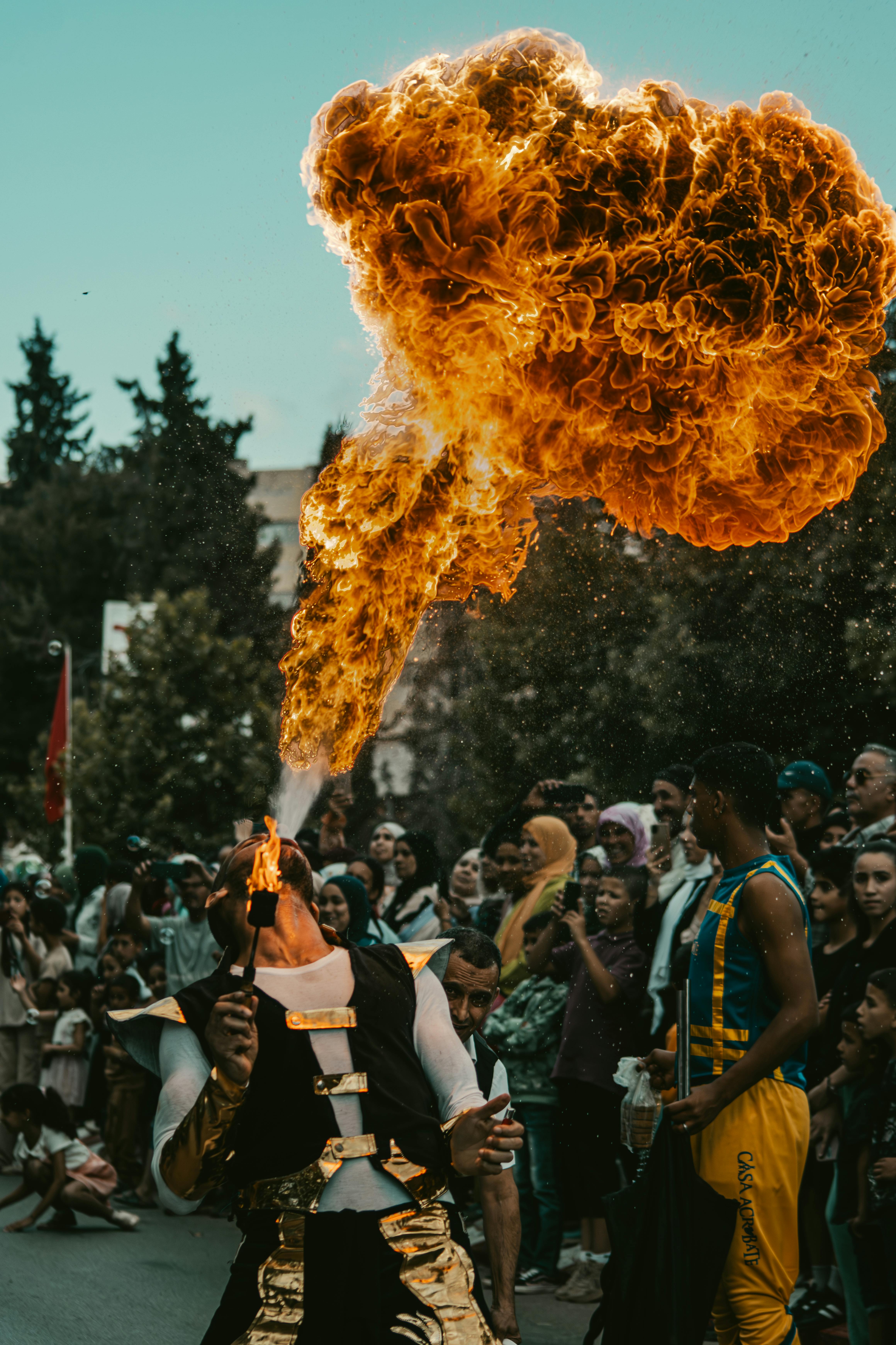 60.000+ Foto Api Isaretleri Takin Terbaik · Unduh Gratis 100% · Foto Stok Pexels