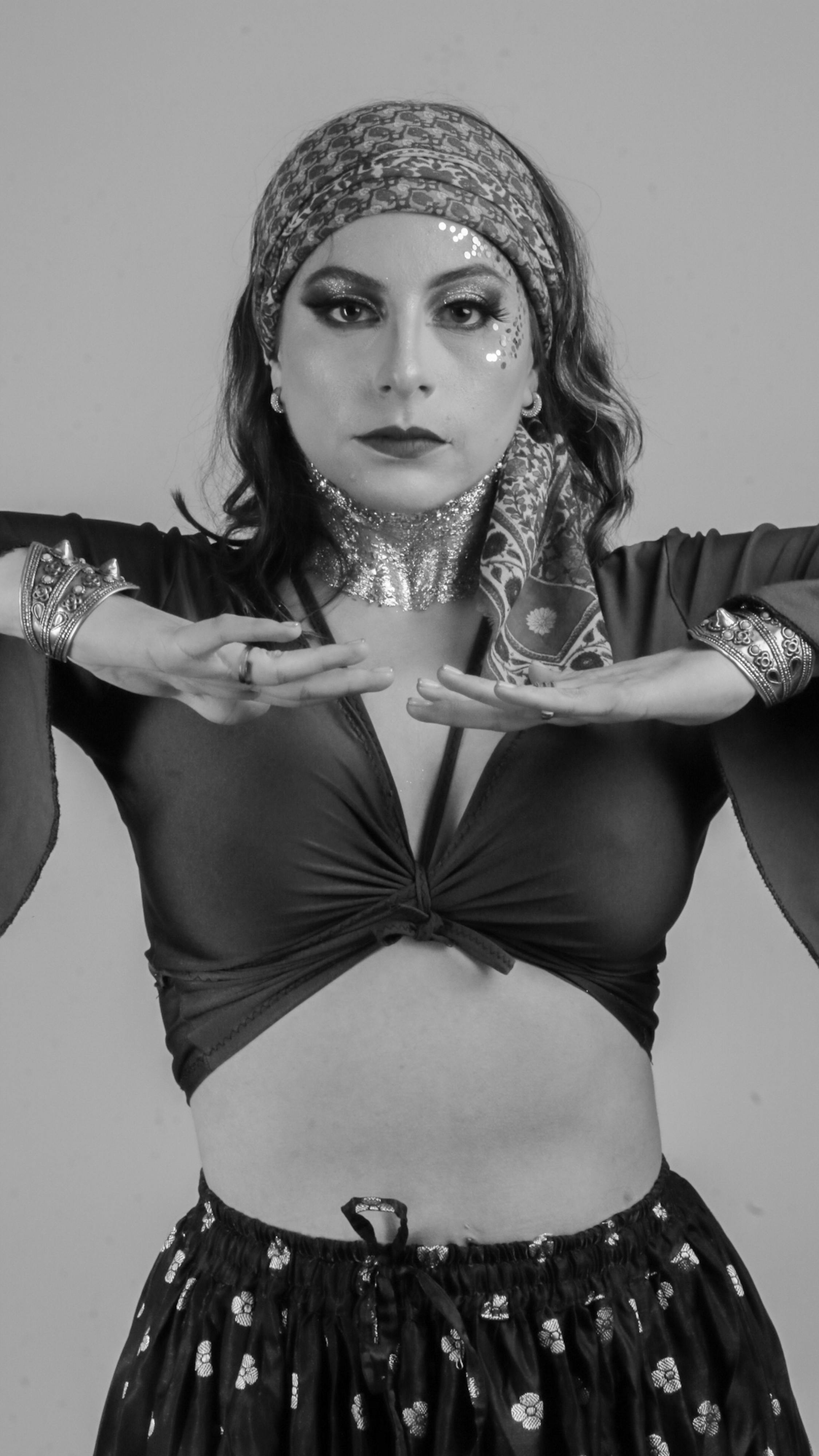 Belly Dance Pose Photos, Download The BEST Free Belly Dance Pose Stock ...