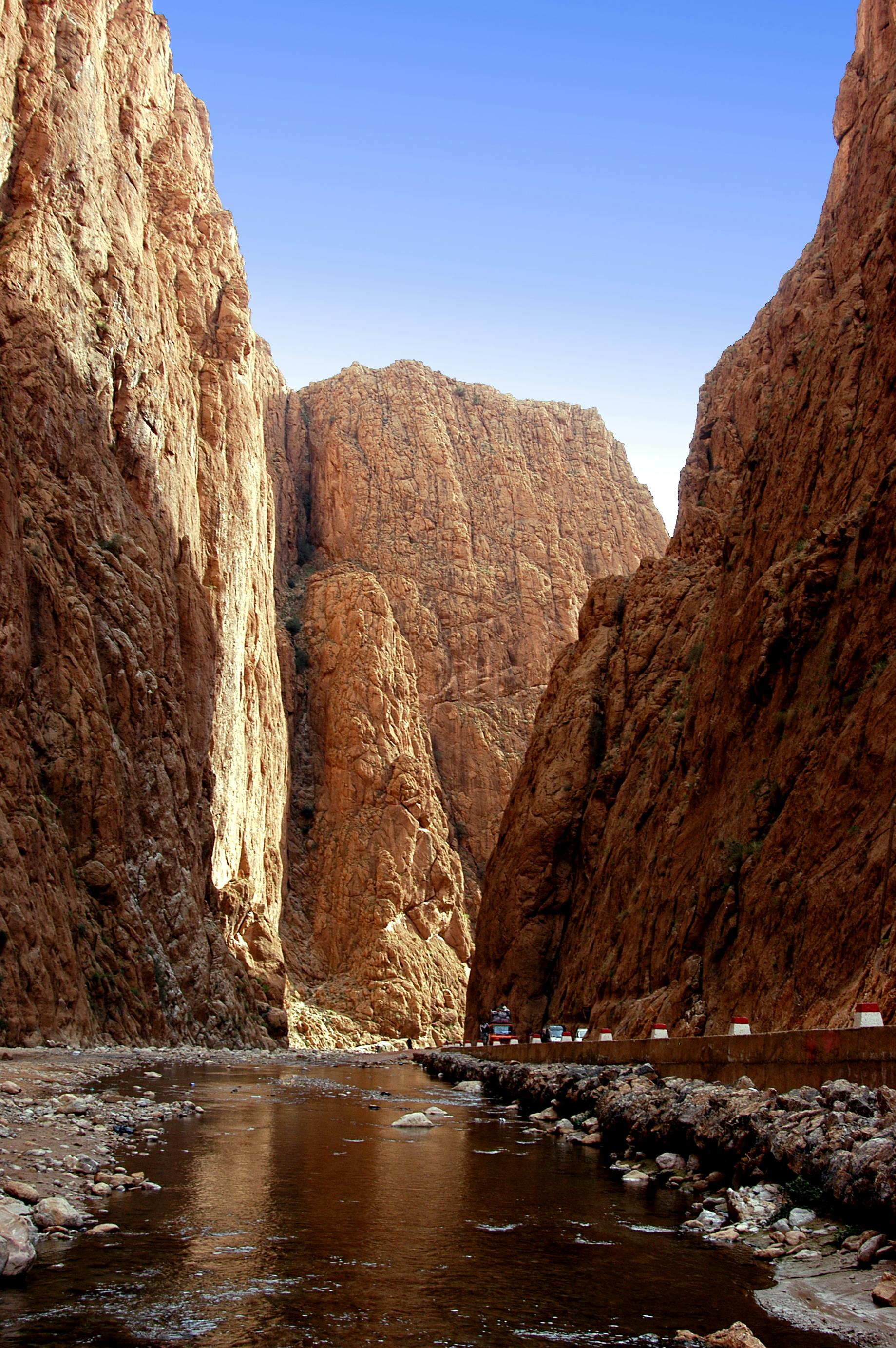 Les Magnifiques Gorges Du Todra à Tinghir Au Maroc · Photo gratuite