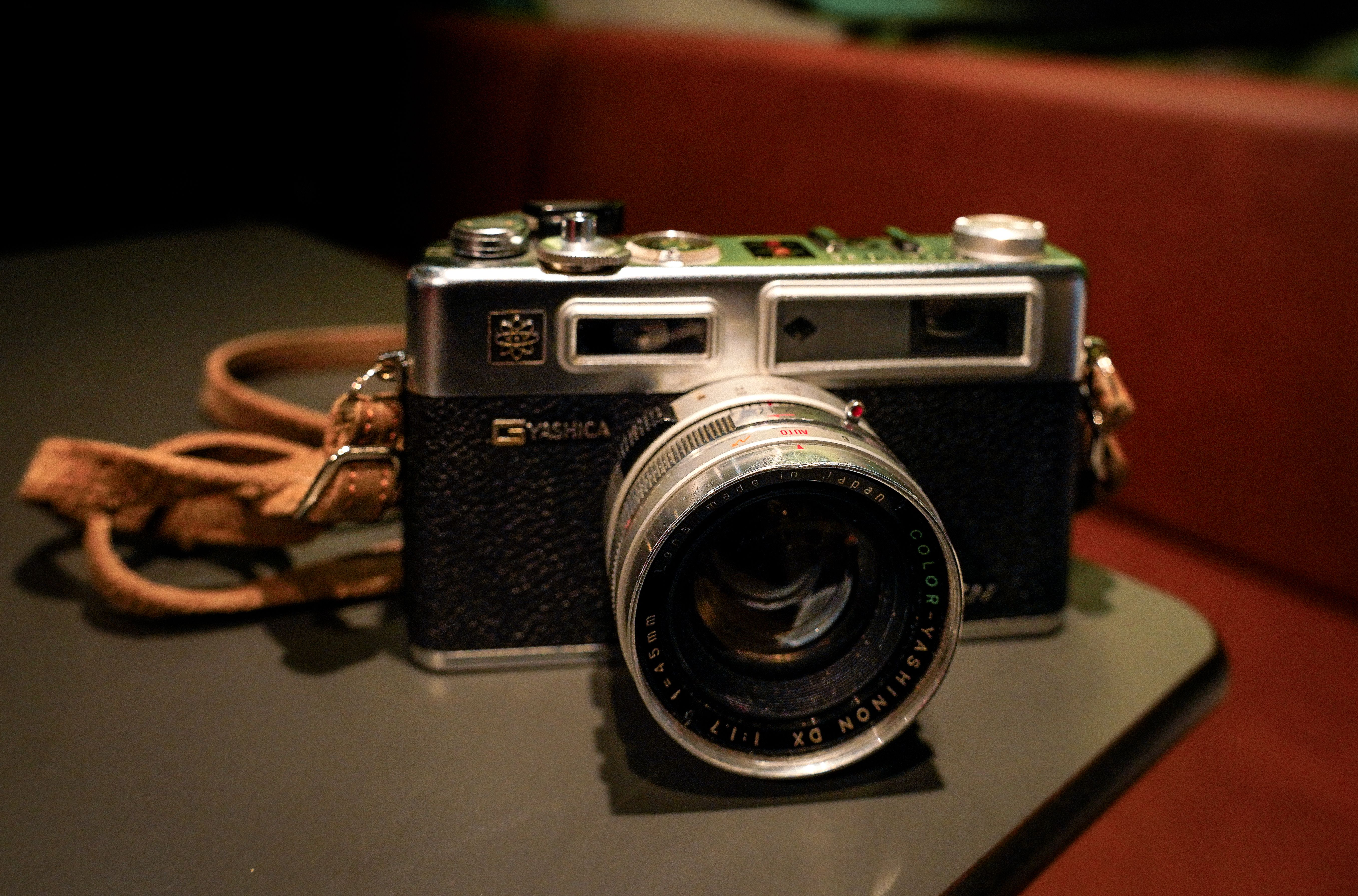 Vintage Yashica Electro 35 Film Camera on Table · Free Stock Photo