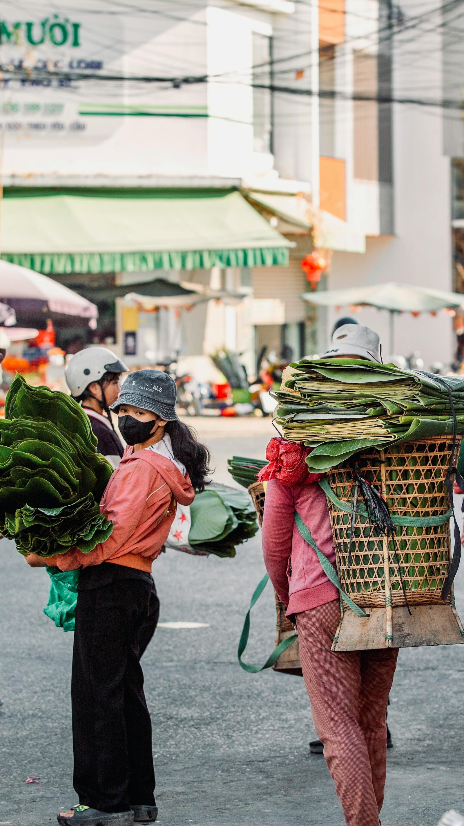 Busy Street Photos, Download The BEST Free Busy Street Stock Photos ...