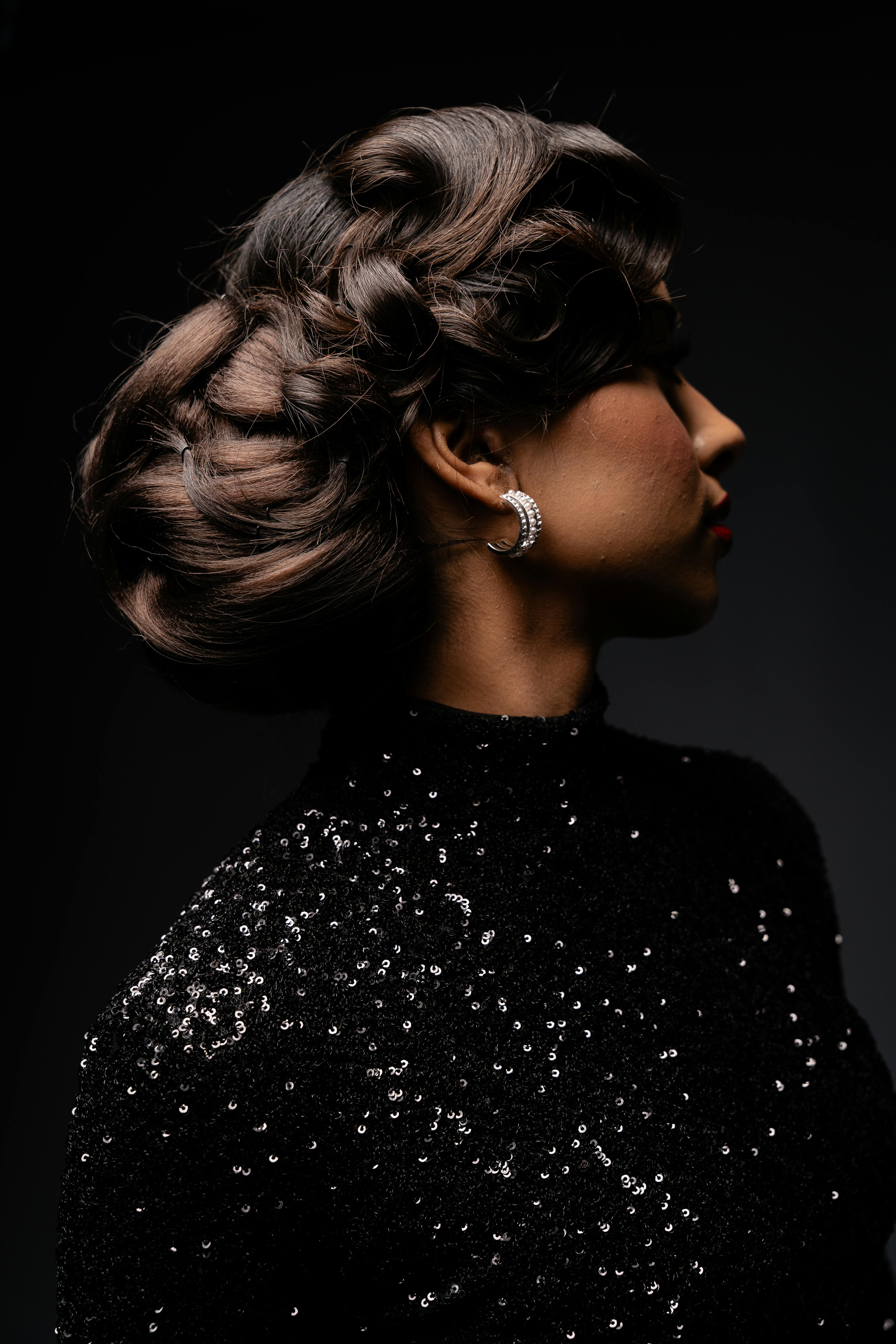 Elegant High Fashion Portrait in London Studio · Free Stock Photo