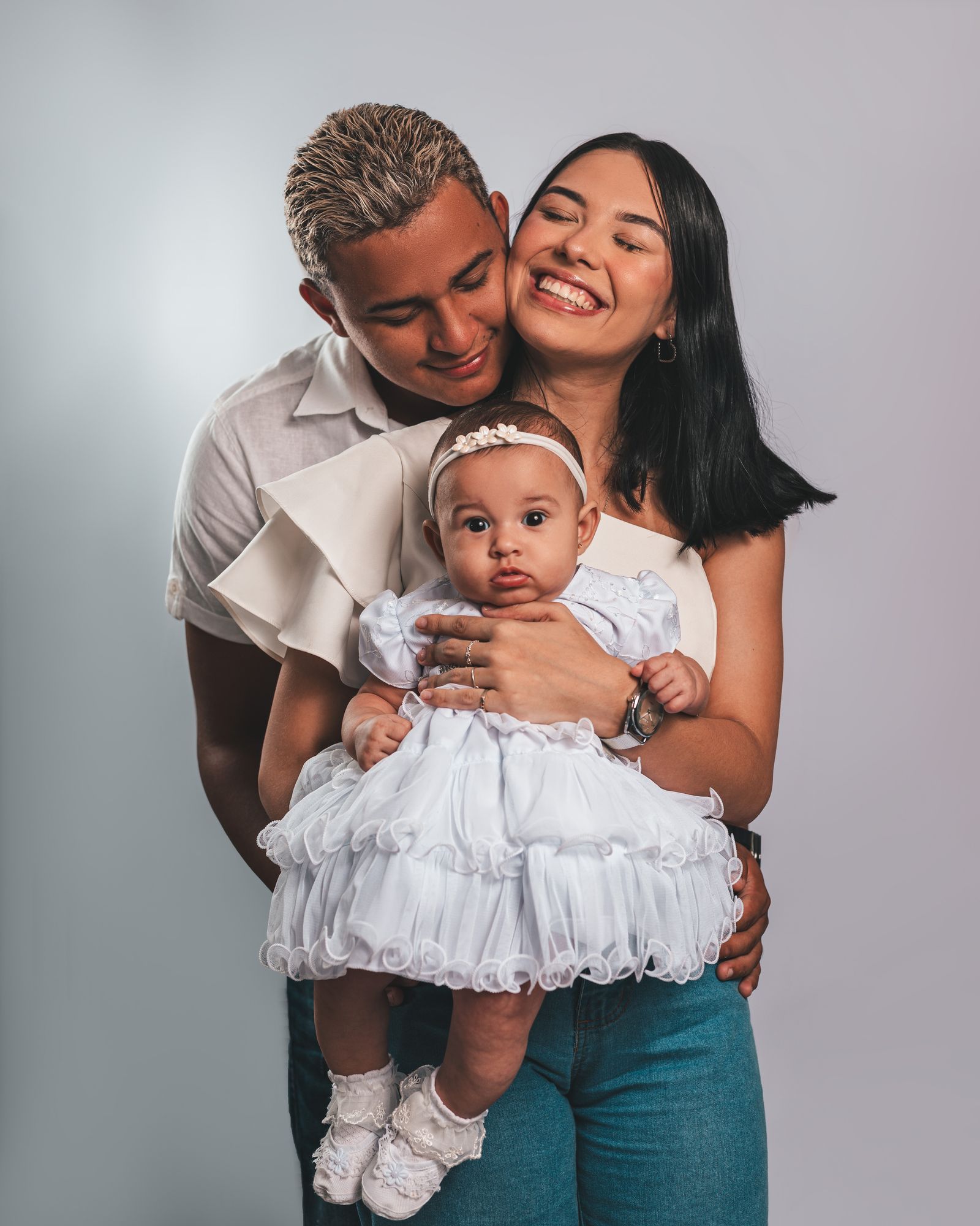 Family Portraits With Babies Photos, Download The BEST Free Family ...