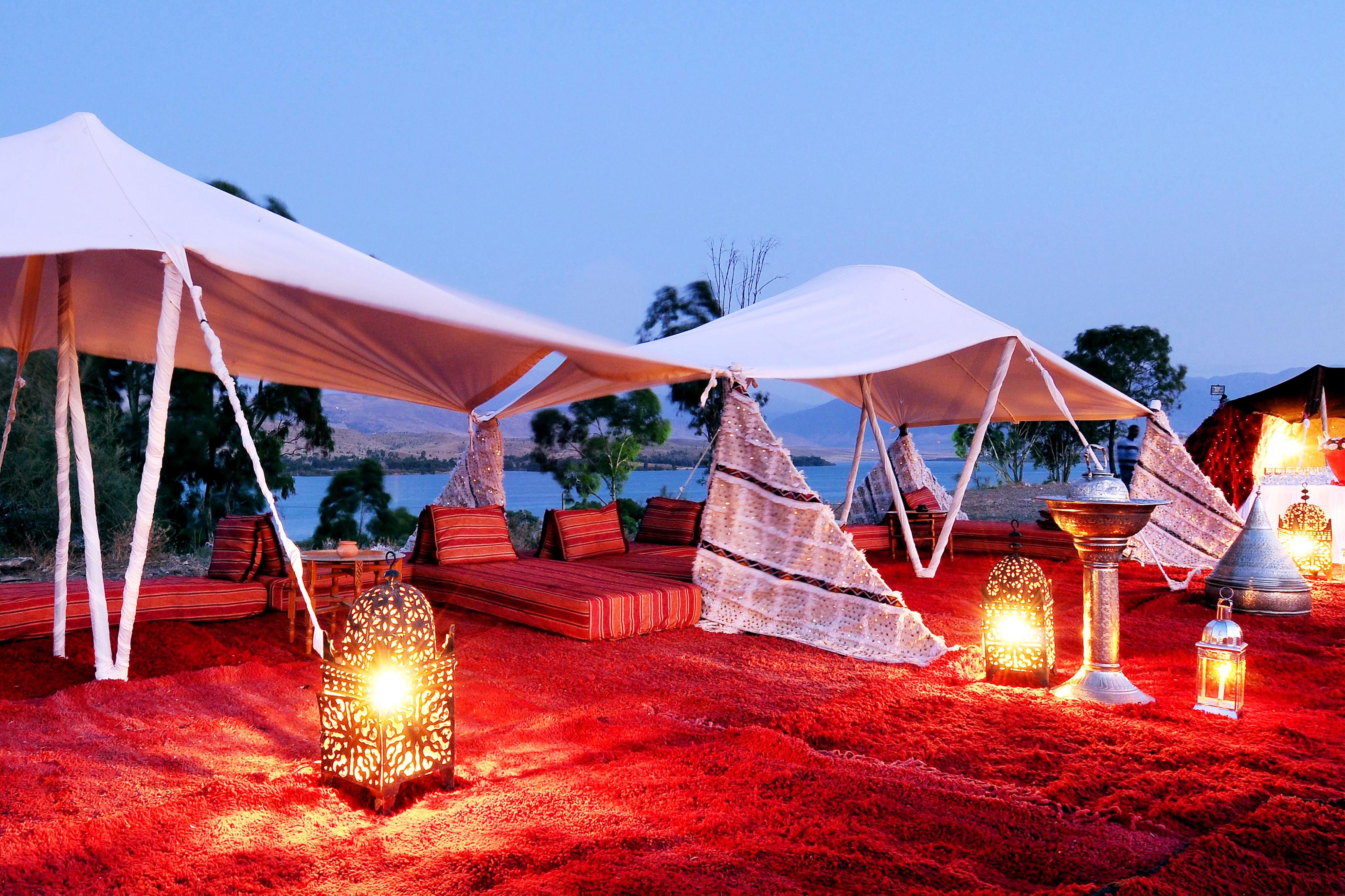 Charming Moroccan Tent Setup at Twilight · Free Stock Photo
