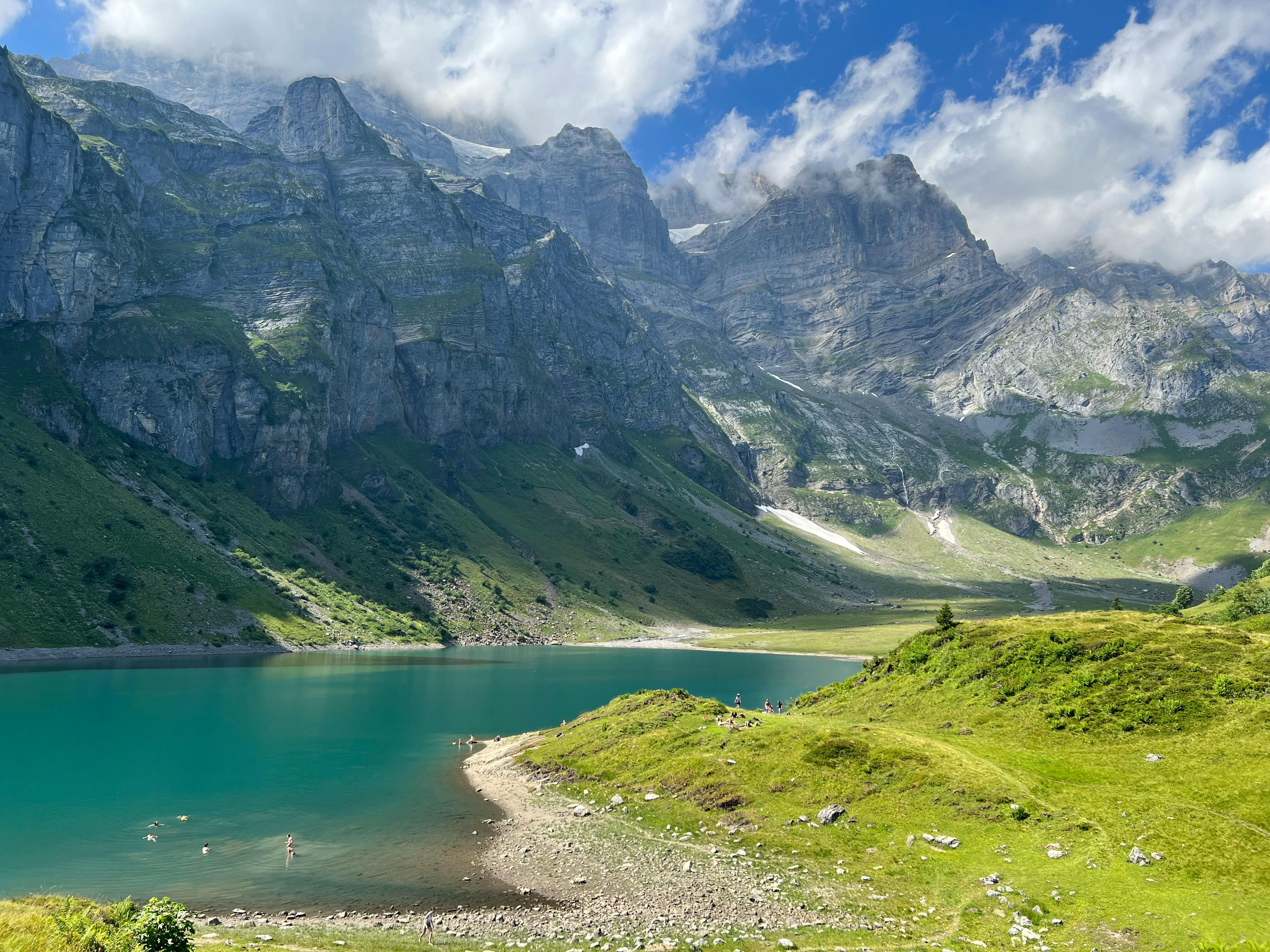 Beautiful Lake In Paradise Photos, Download The BEST Free Beautiful ...