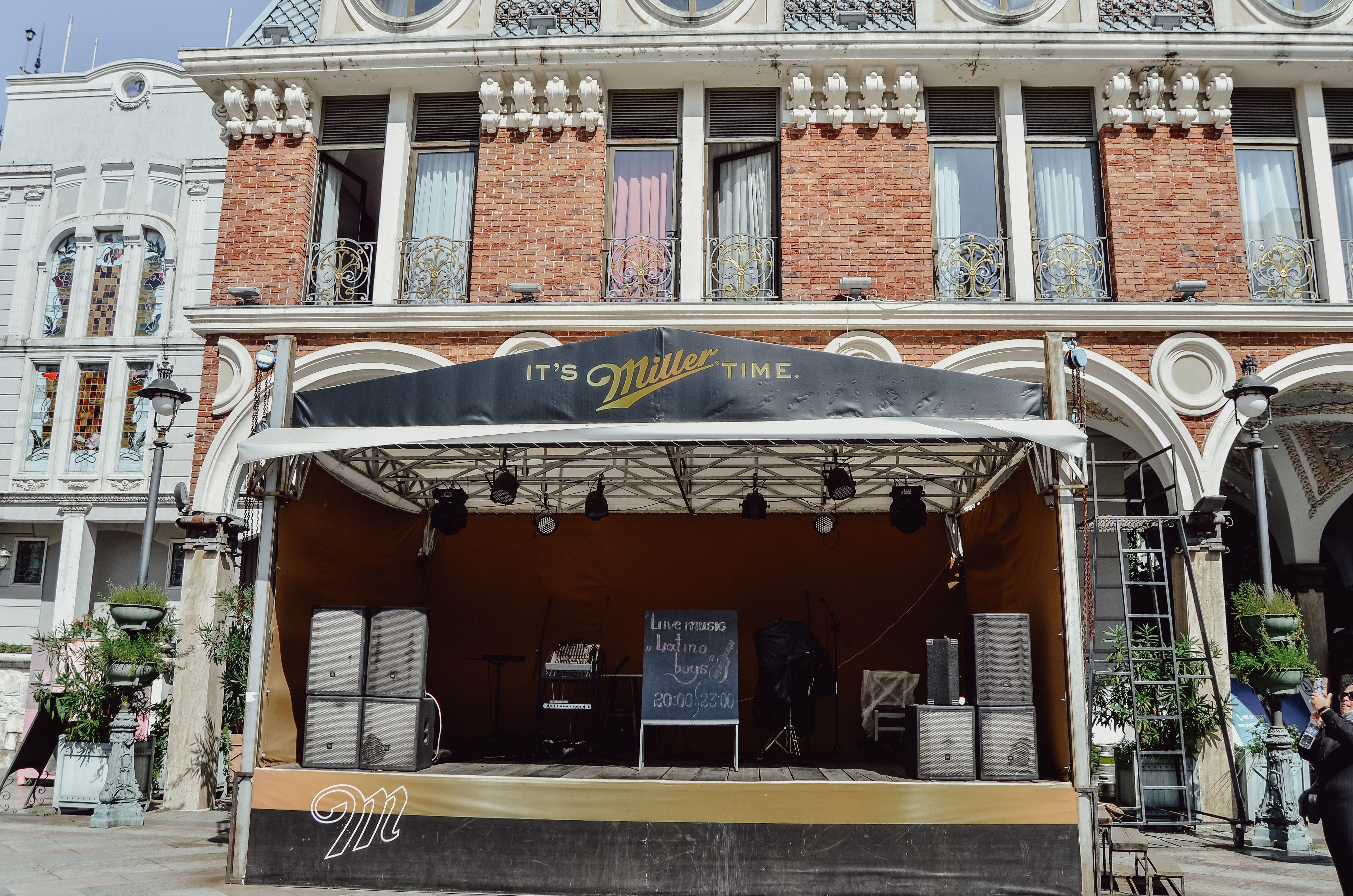 Outdoor Music Stage with Architectural Background · Free Stock Photo