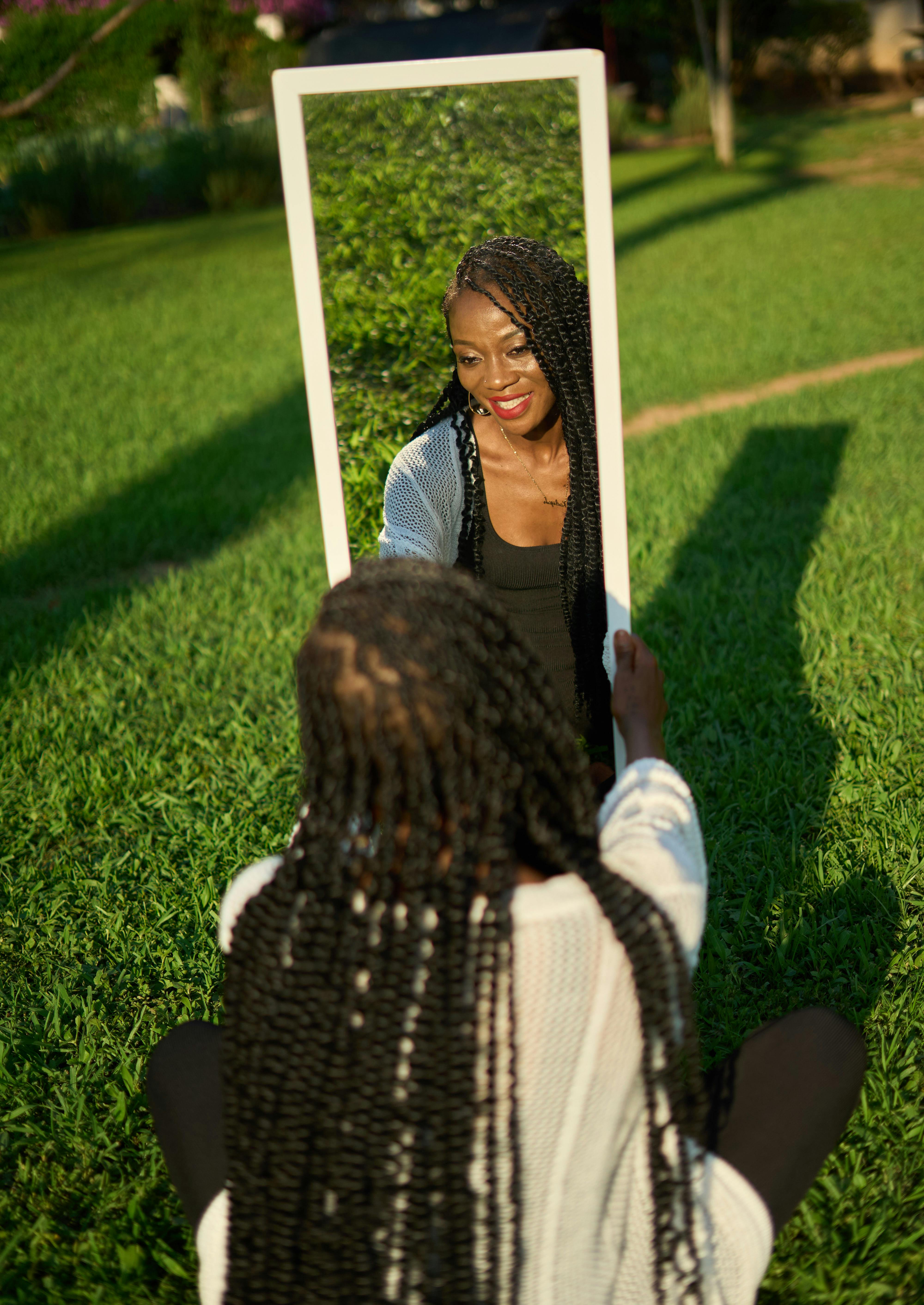 Sitting On Hands Photos, Download The BEST Free Sitting On Hands Stock ...