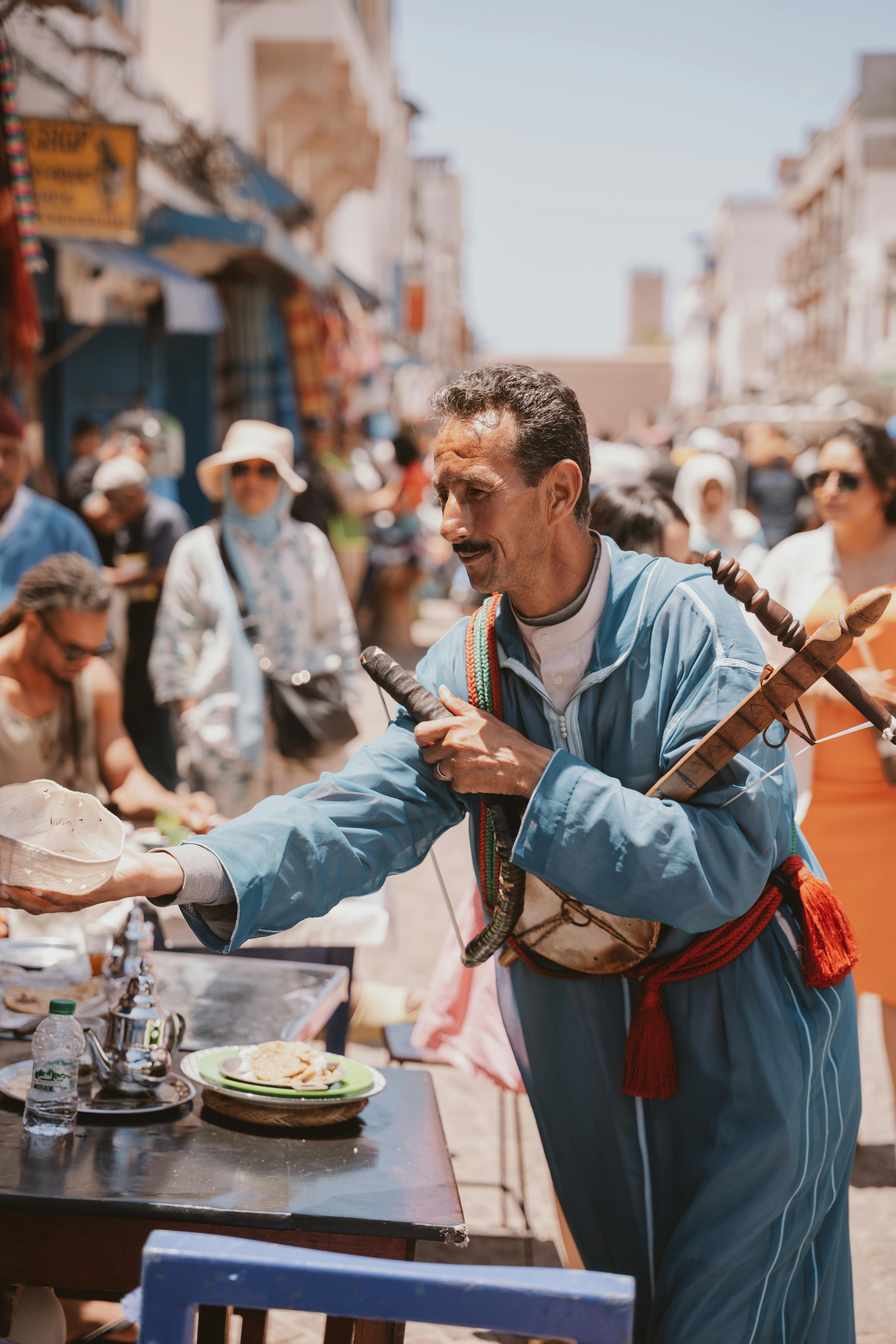 Arabic Artist Photos, Download The BEST Free Arabic Artist Stock Photos ...