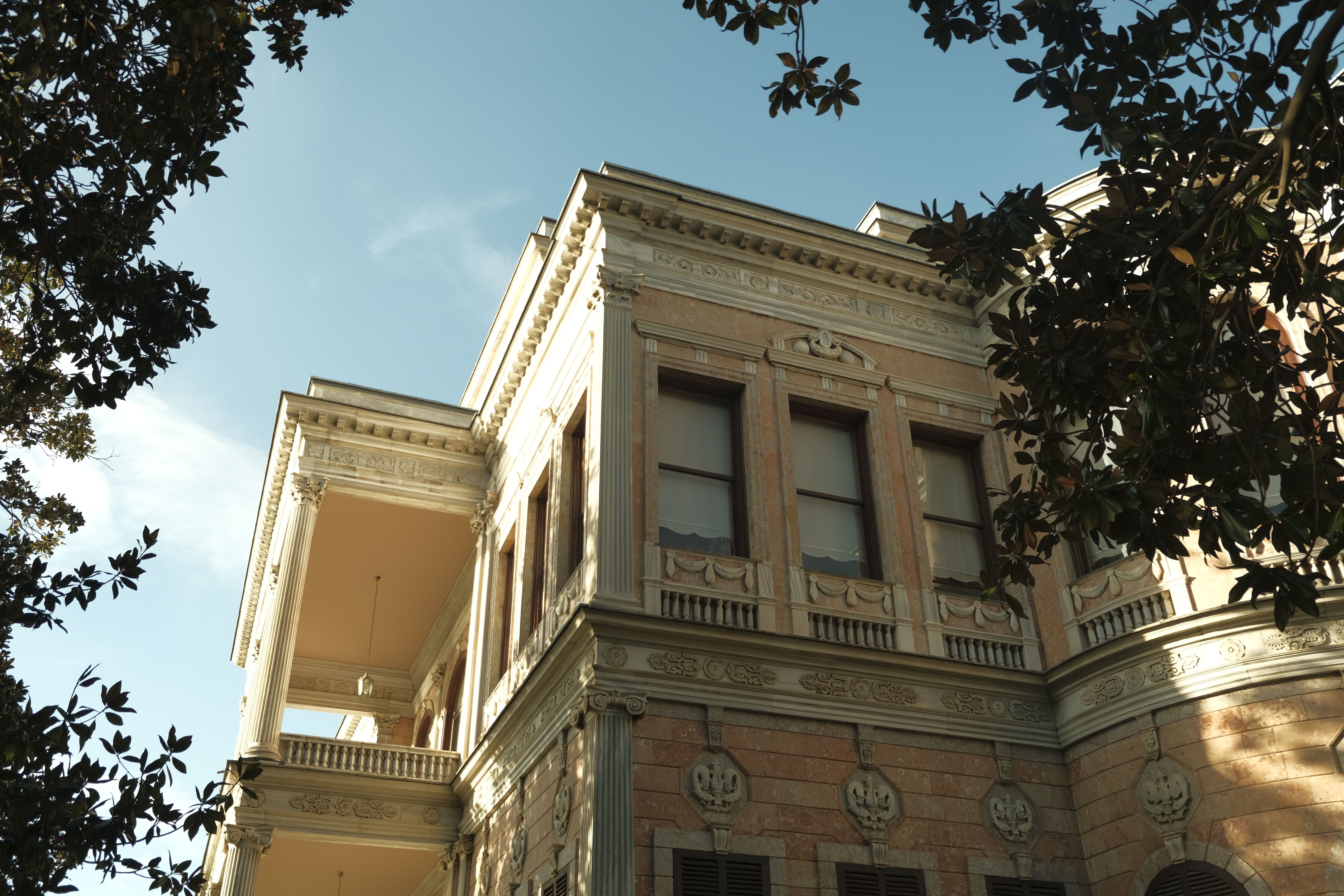 Historic Architecture of Mecidiye Palace in İstanbul · Free Stock Photo