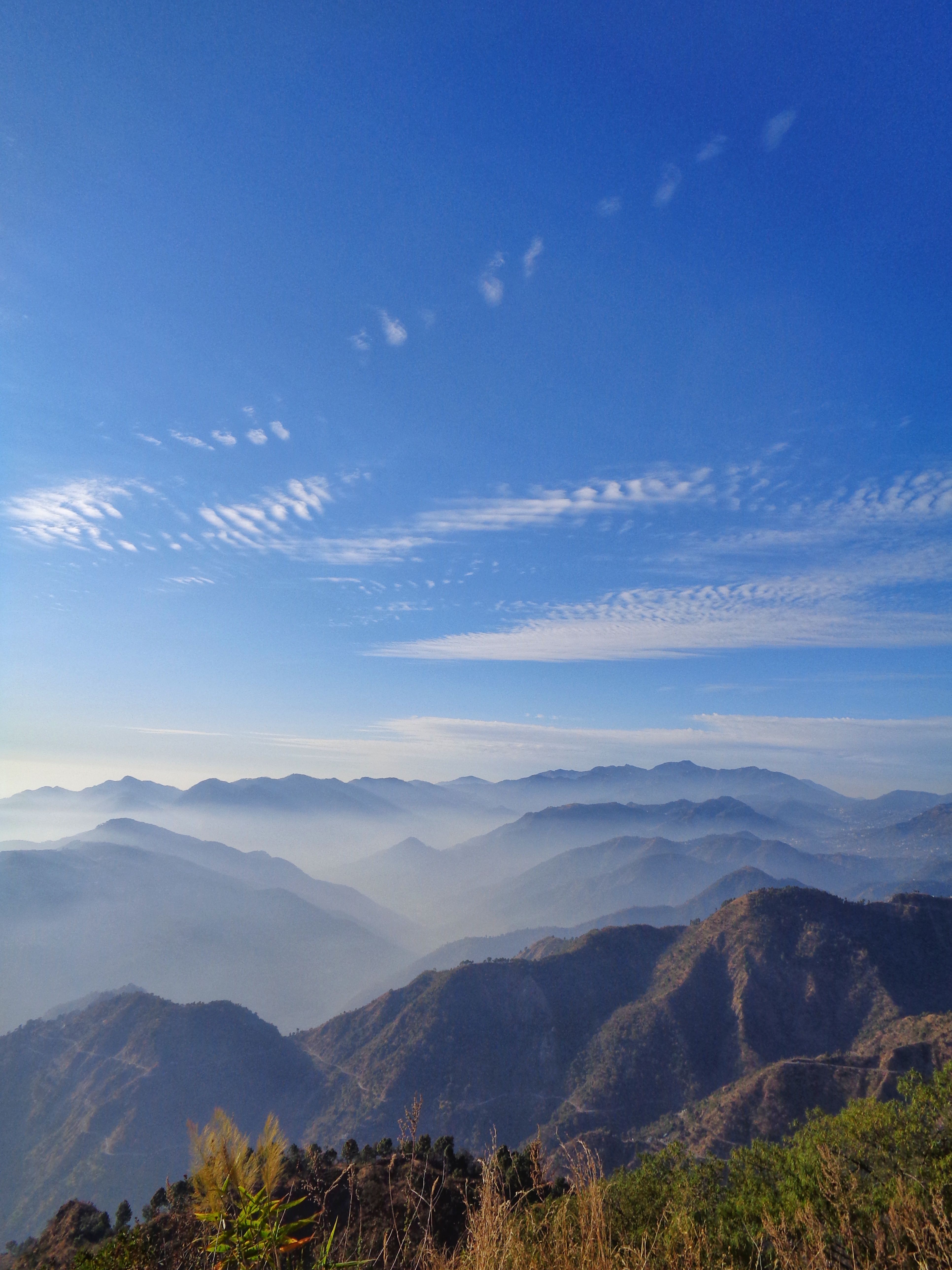 Scenic View of Barain Range in Uttarakhand · Free Stock Photo