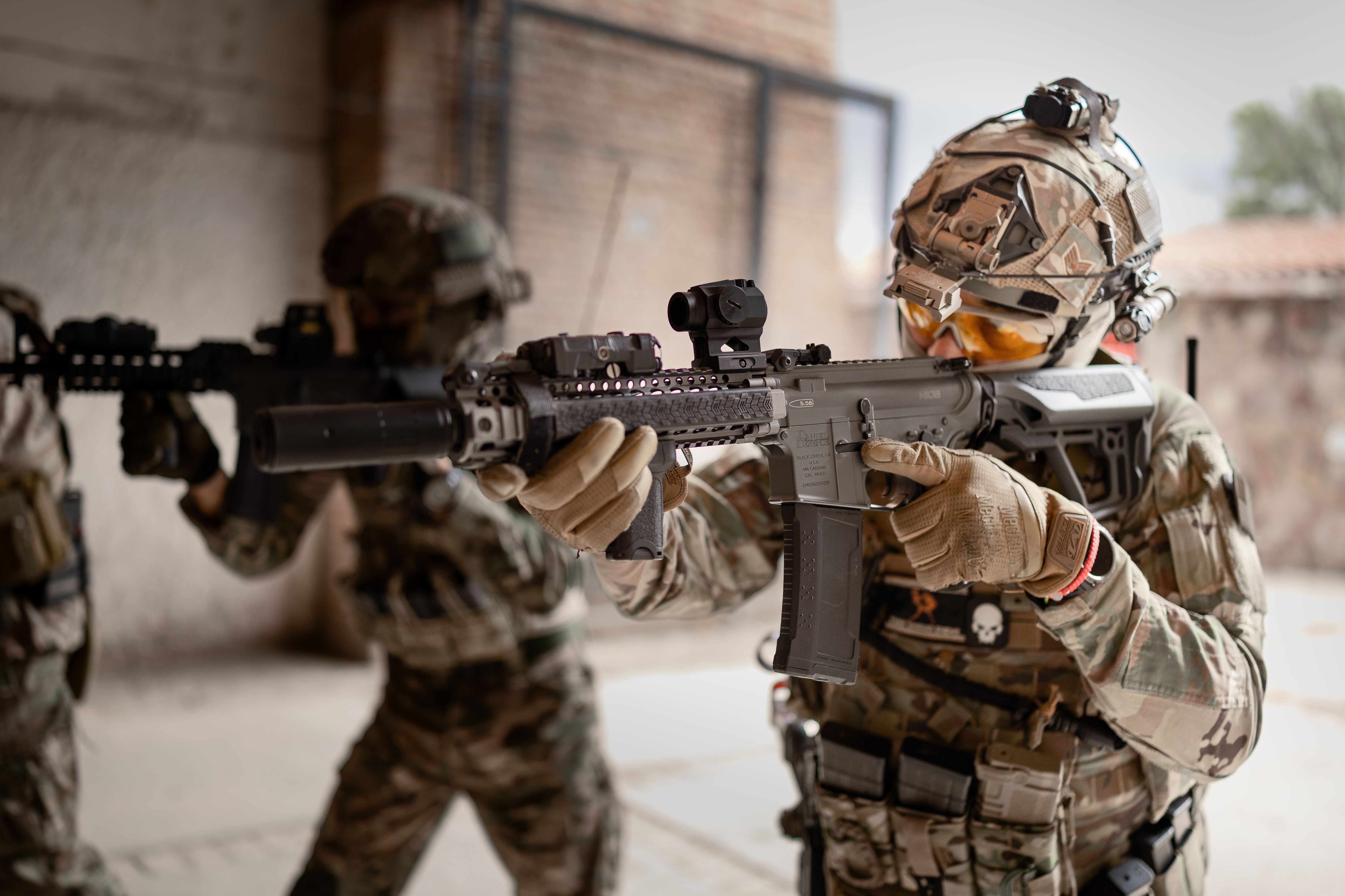 Military Personnel Training Indoors with Gear · Free Stock Photo
