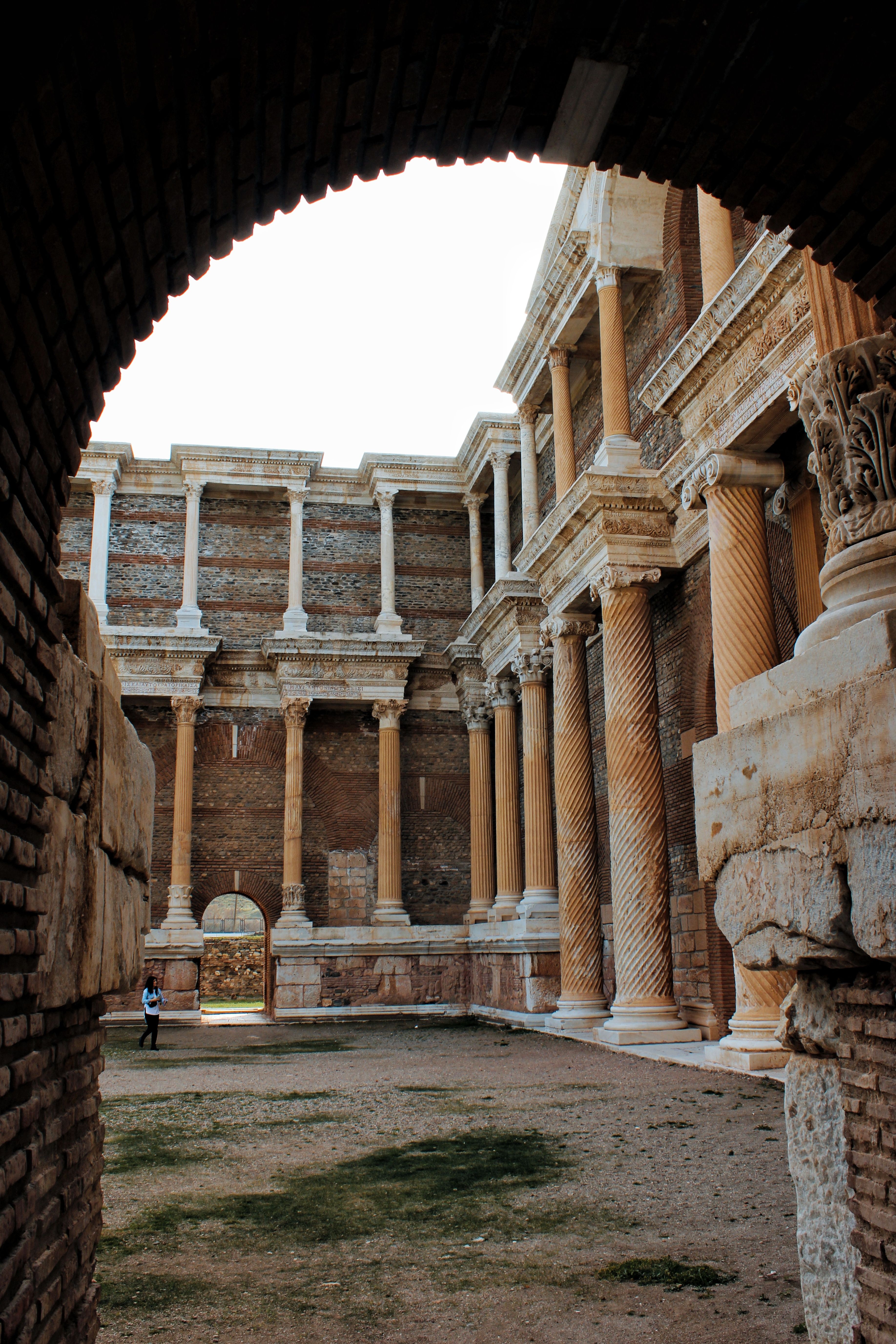 Historic Salihli Sardis Ruins in Türkiye · Free Stock Photo