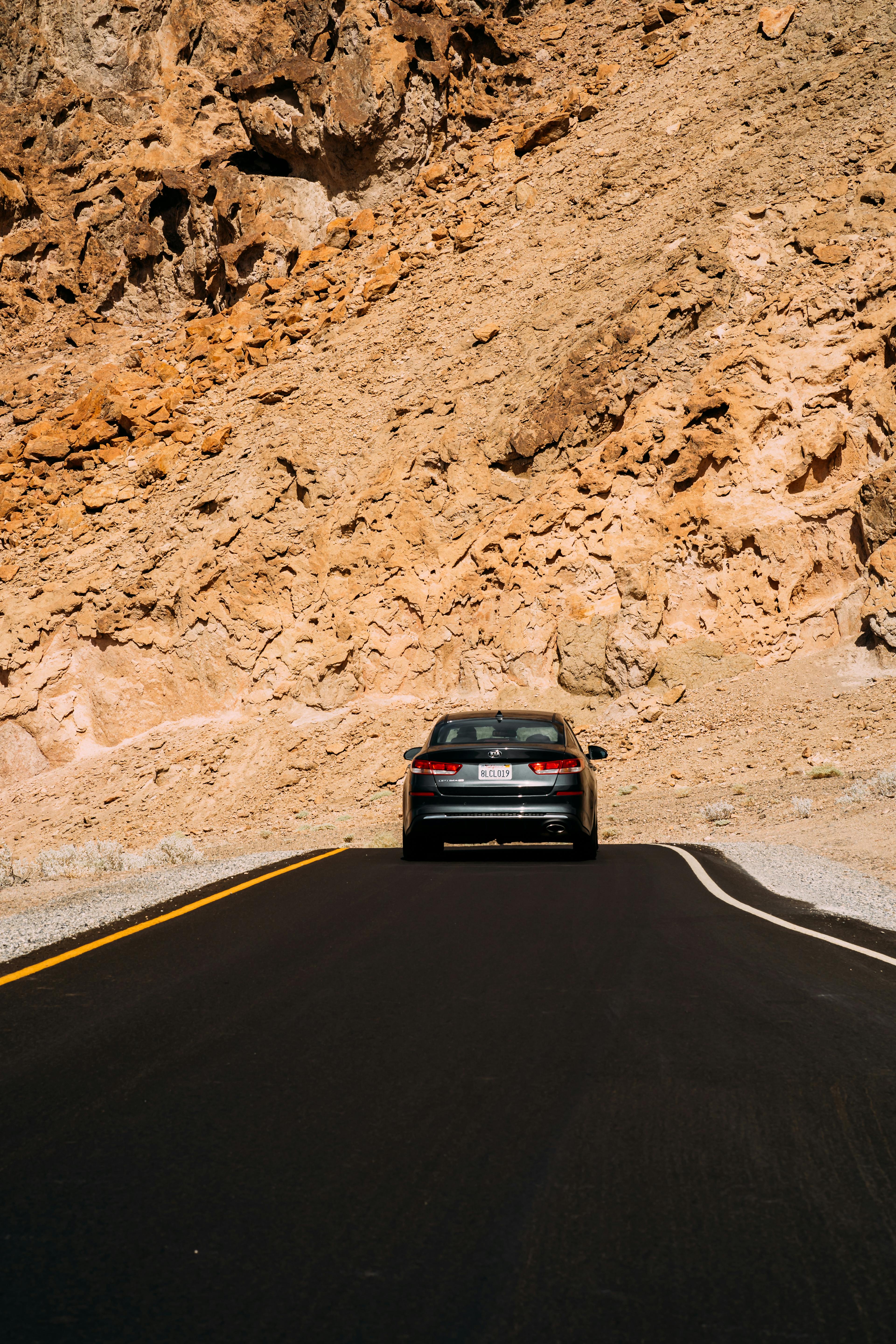 Vehicle on Road · Free Stock Photo