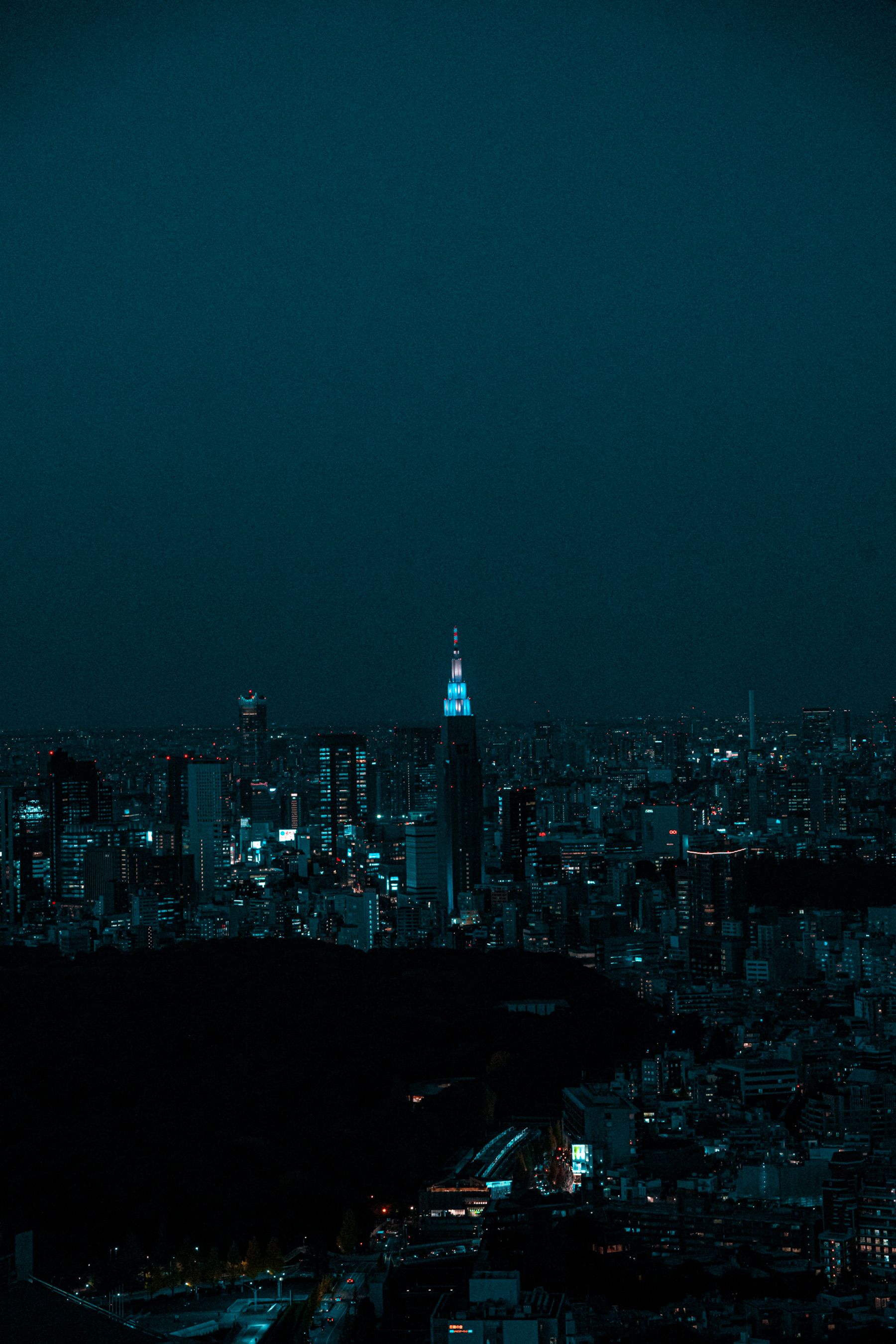 Tokyo Cityscape at Night with Illuminated Tower · Free Stock Photo