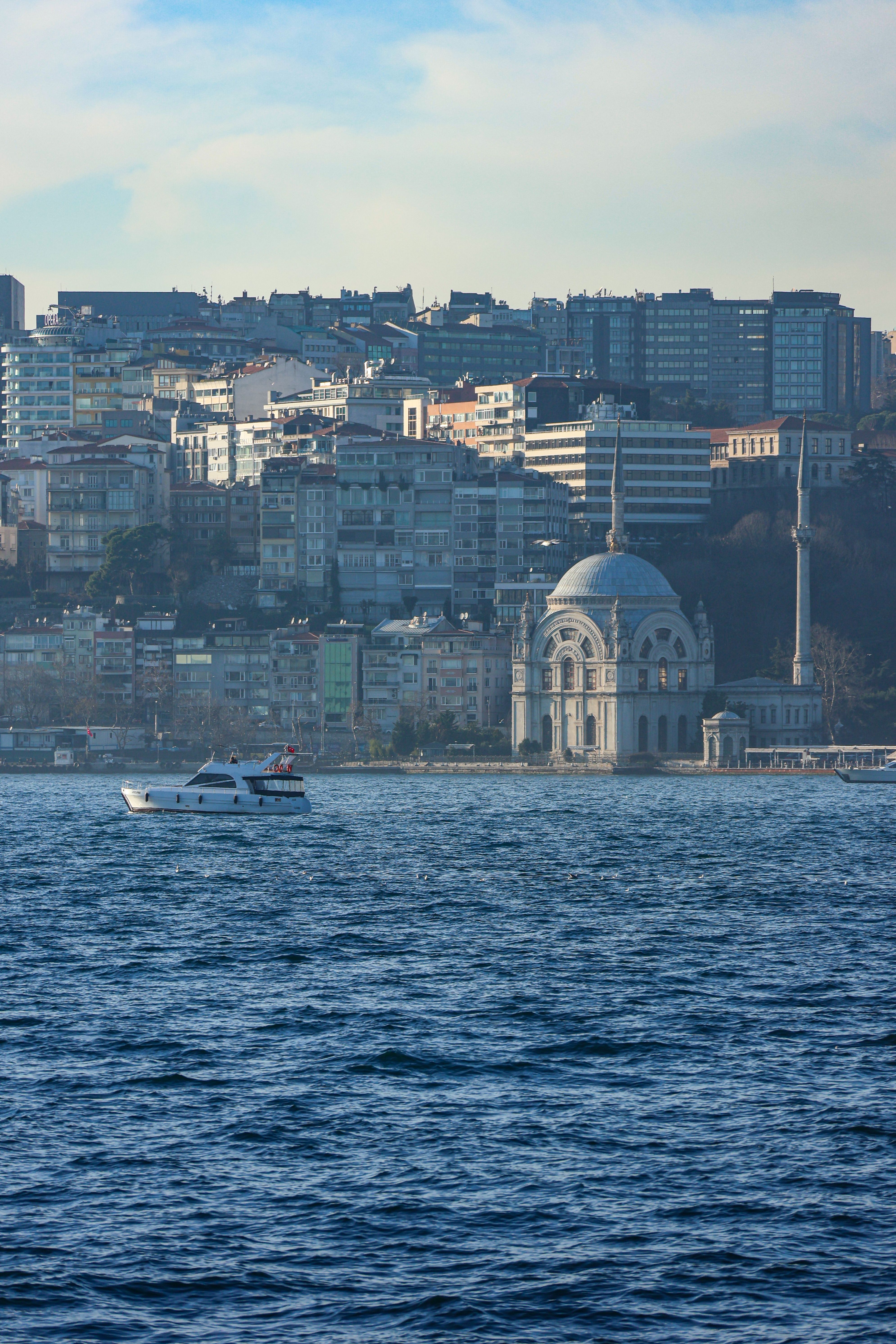 A Pic Of Boat In Sea Photos, Download The BEST Free A Pic Of Boat In ...