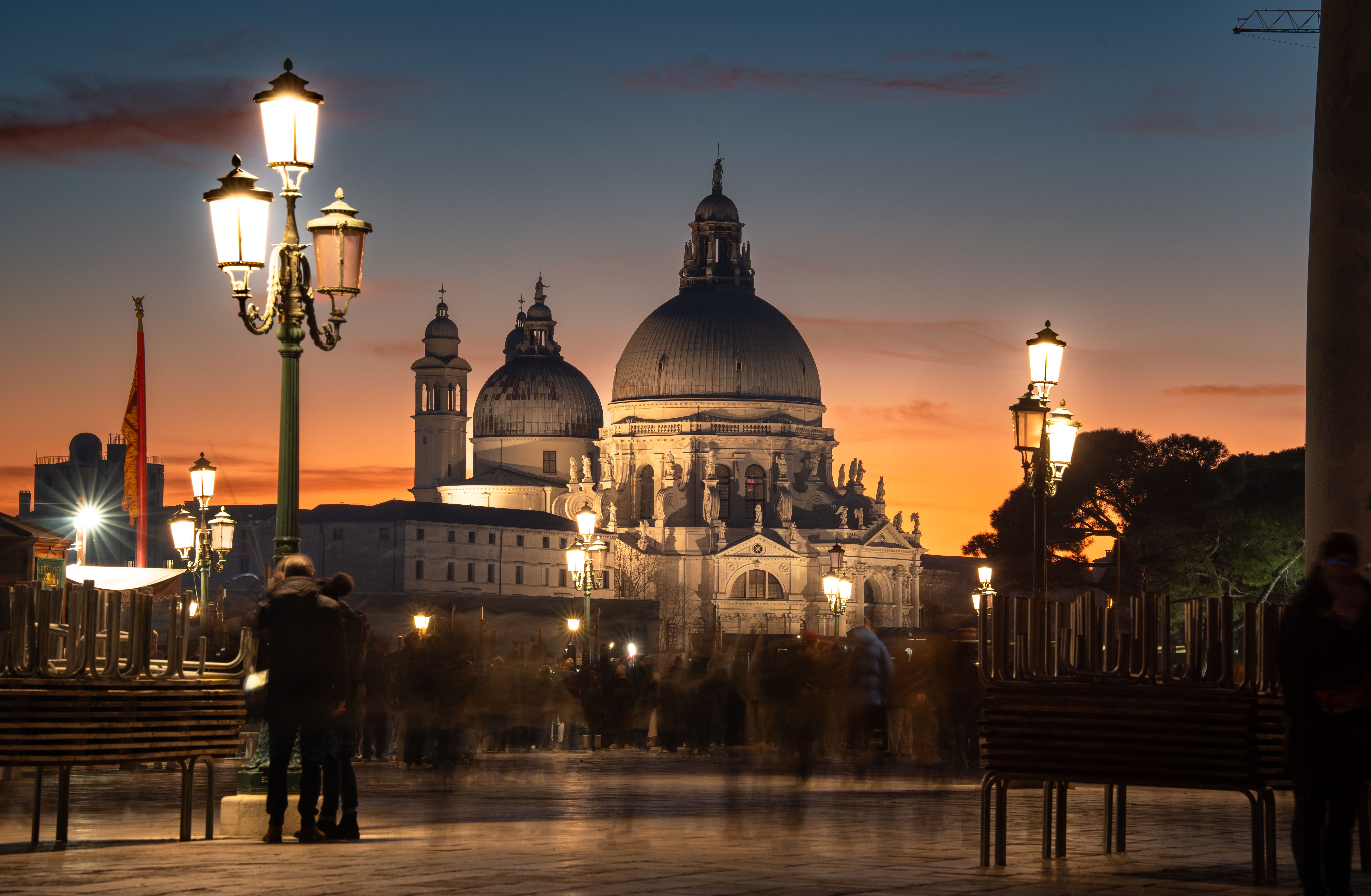 Venice Cityscape at Twilight with Basilica · Free Stock Photo
