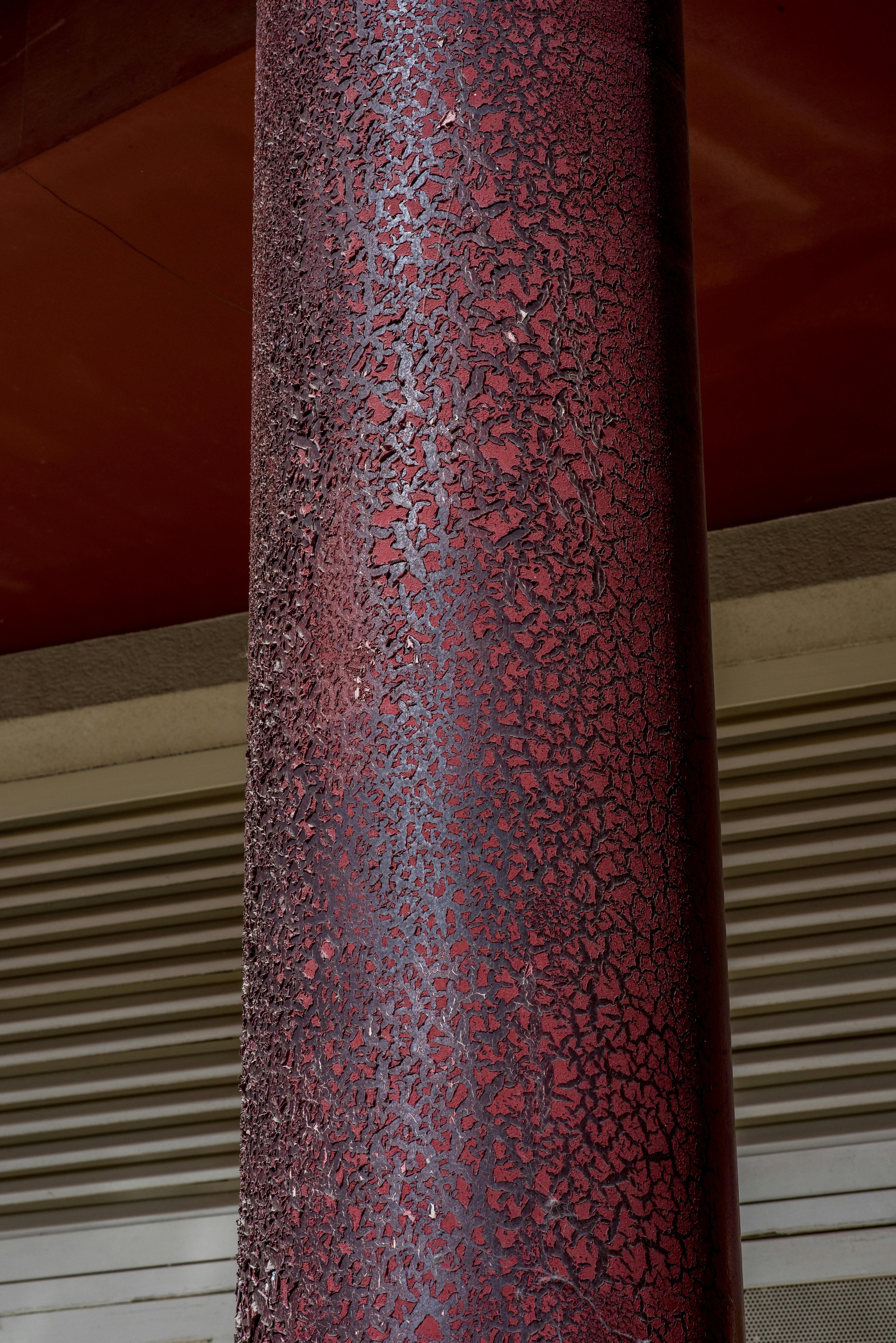 Rusty Red Metal Column with Weathered Texture · Free Stock Photo